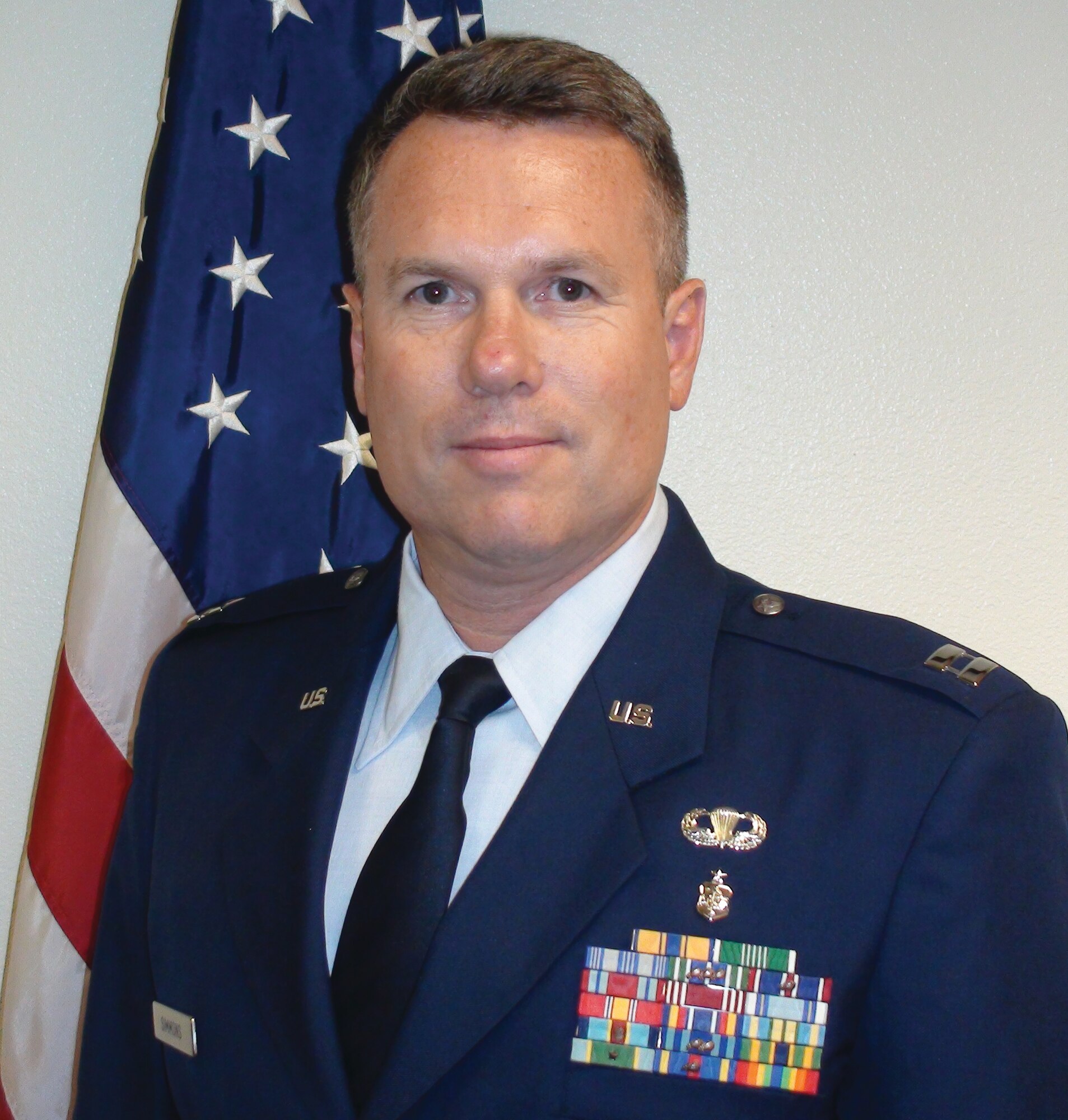 Quarterly Award Winner - Officer of the Quarter > March Air Reserve ...