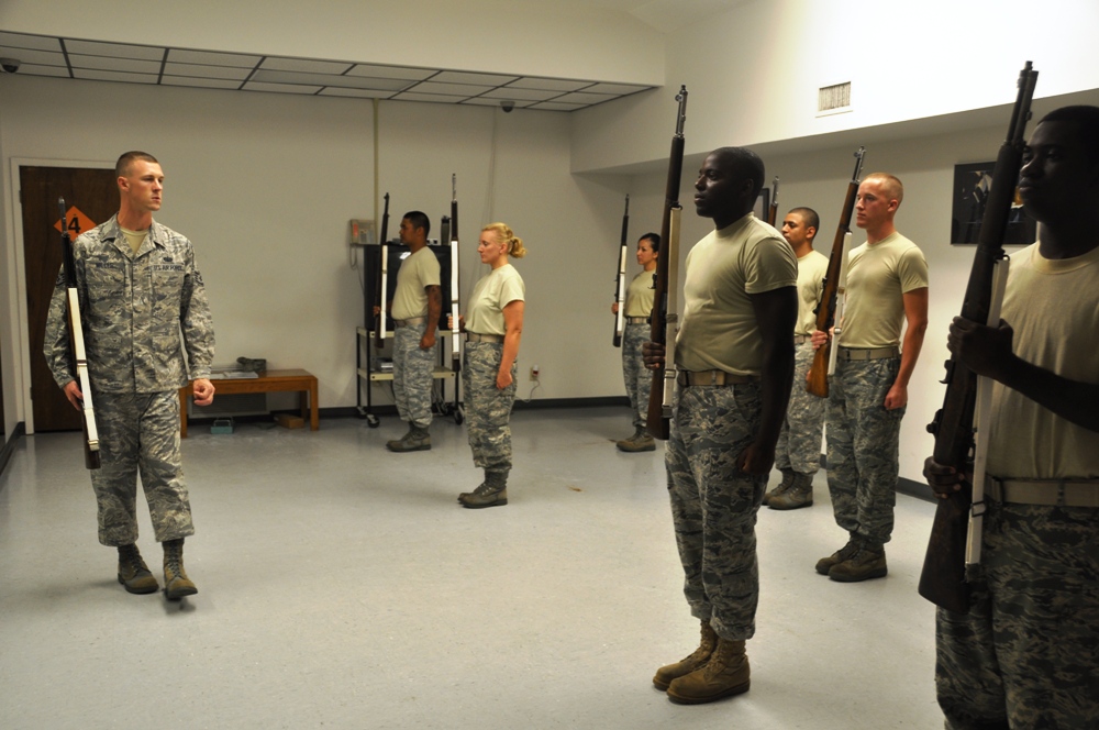 Honor, dignity and grace: USAF honor guard train Tyndall Airmen ...