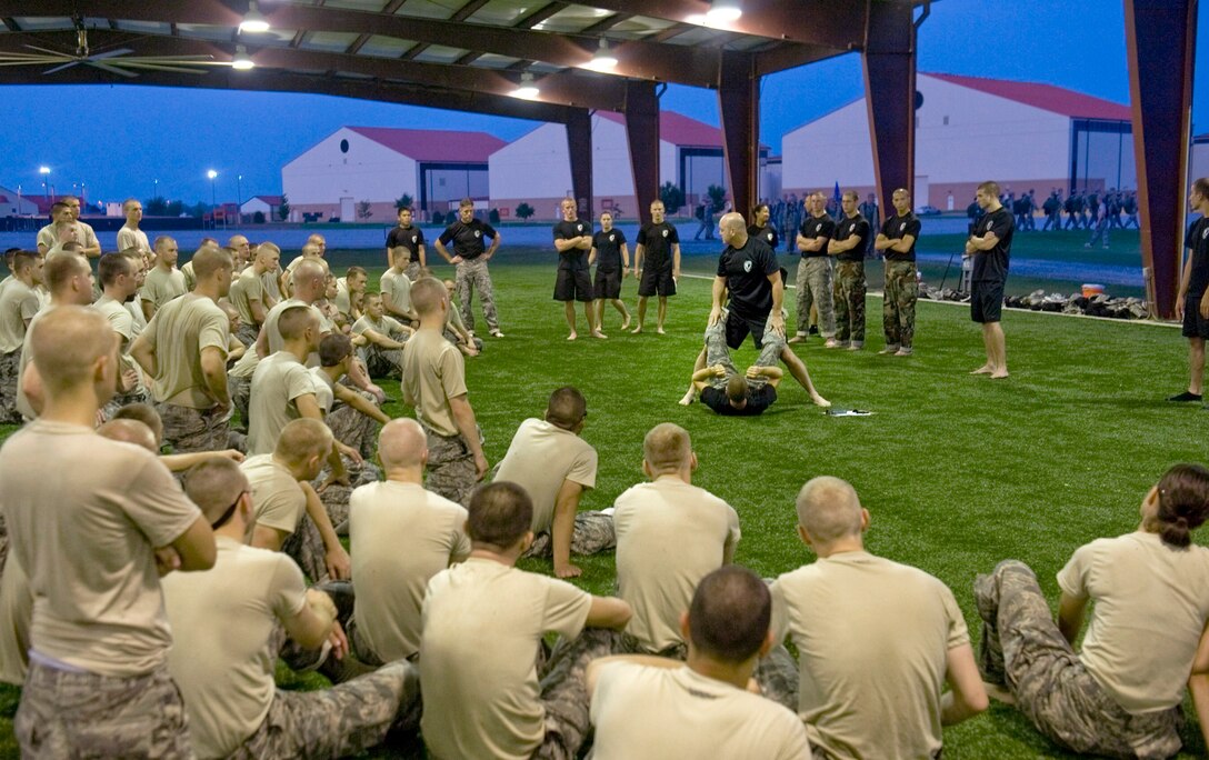 Instructors teach ROTC cadets defense techniques