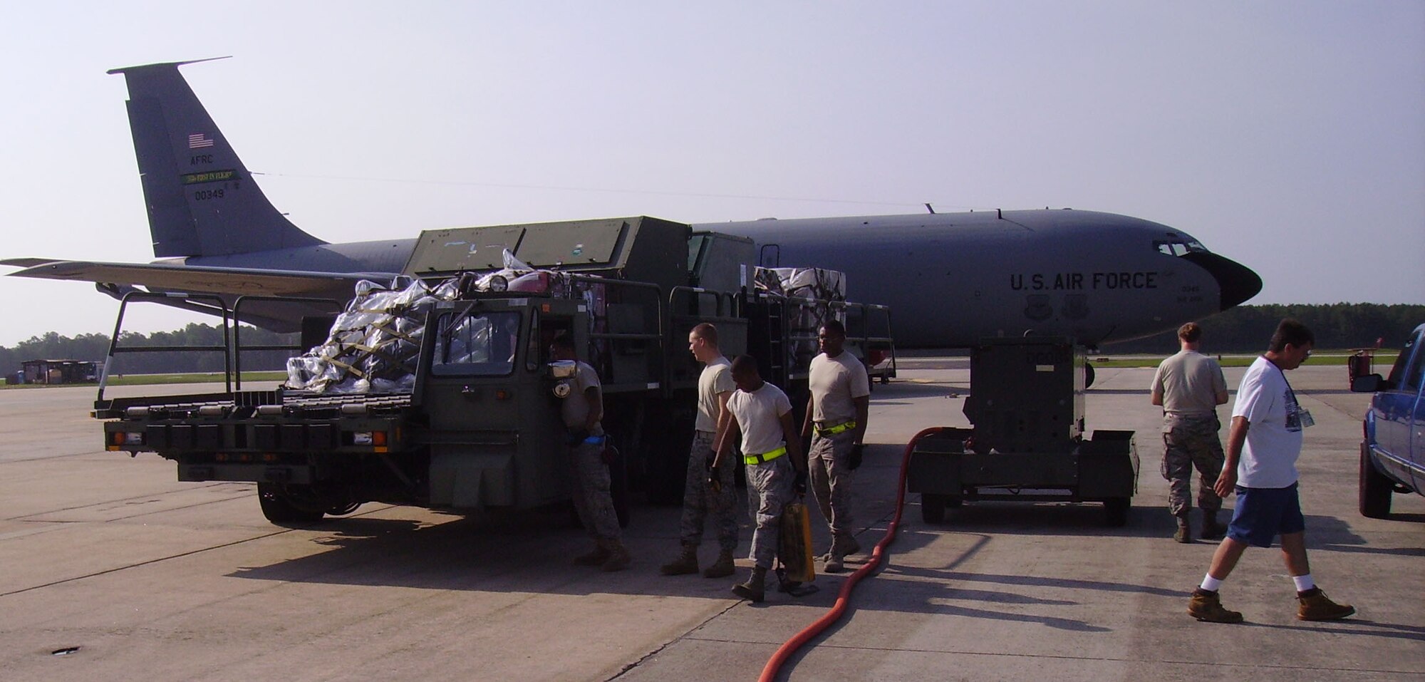 Tanker training offers something for everyone > 916th Air Refueling ...