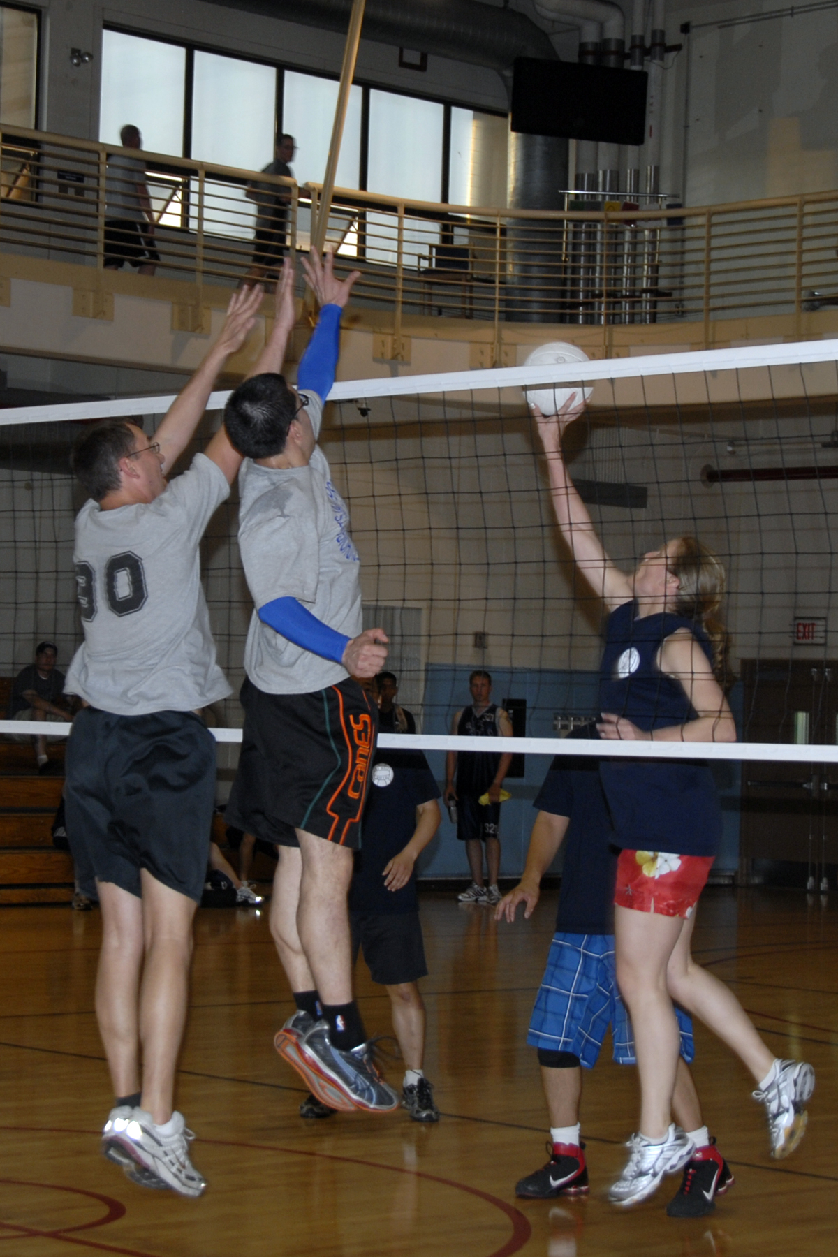 51st MXS/MOS wins 2010 intramural volleyball championship