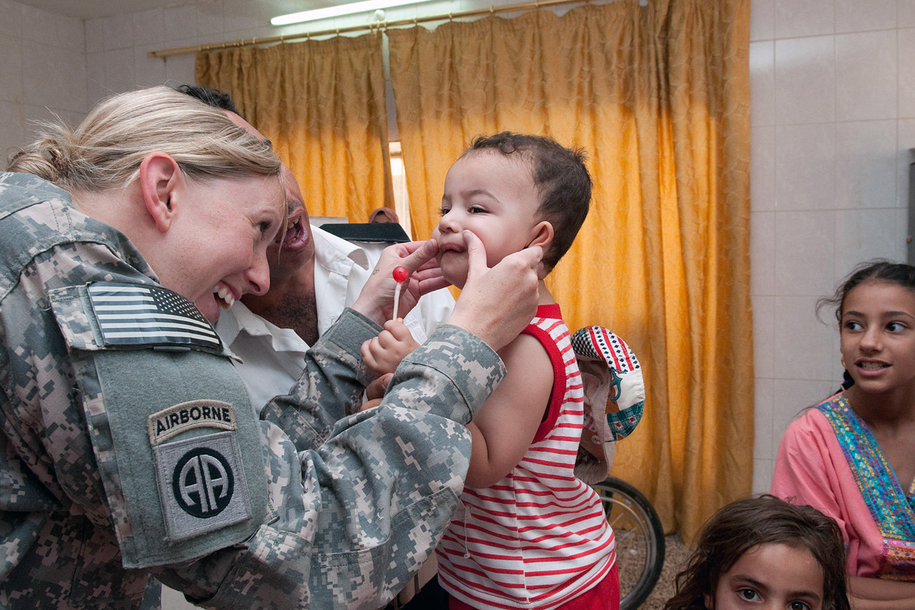 Army 1st Lt. Jessica Larson, a physician assistant with 307th Brigade ...