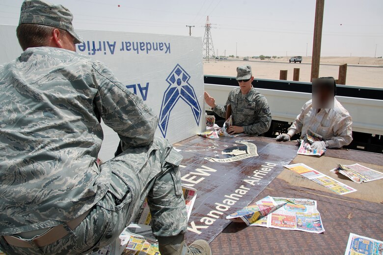 Contracting officers procure the 'goods' downrange > U.S. Air Forces ...