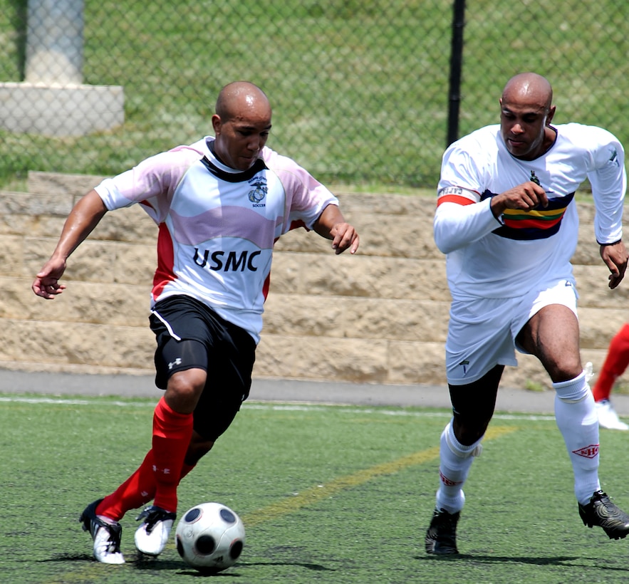 201006109-M-2046-003.jpg