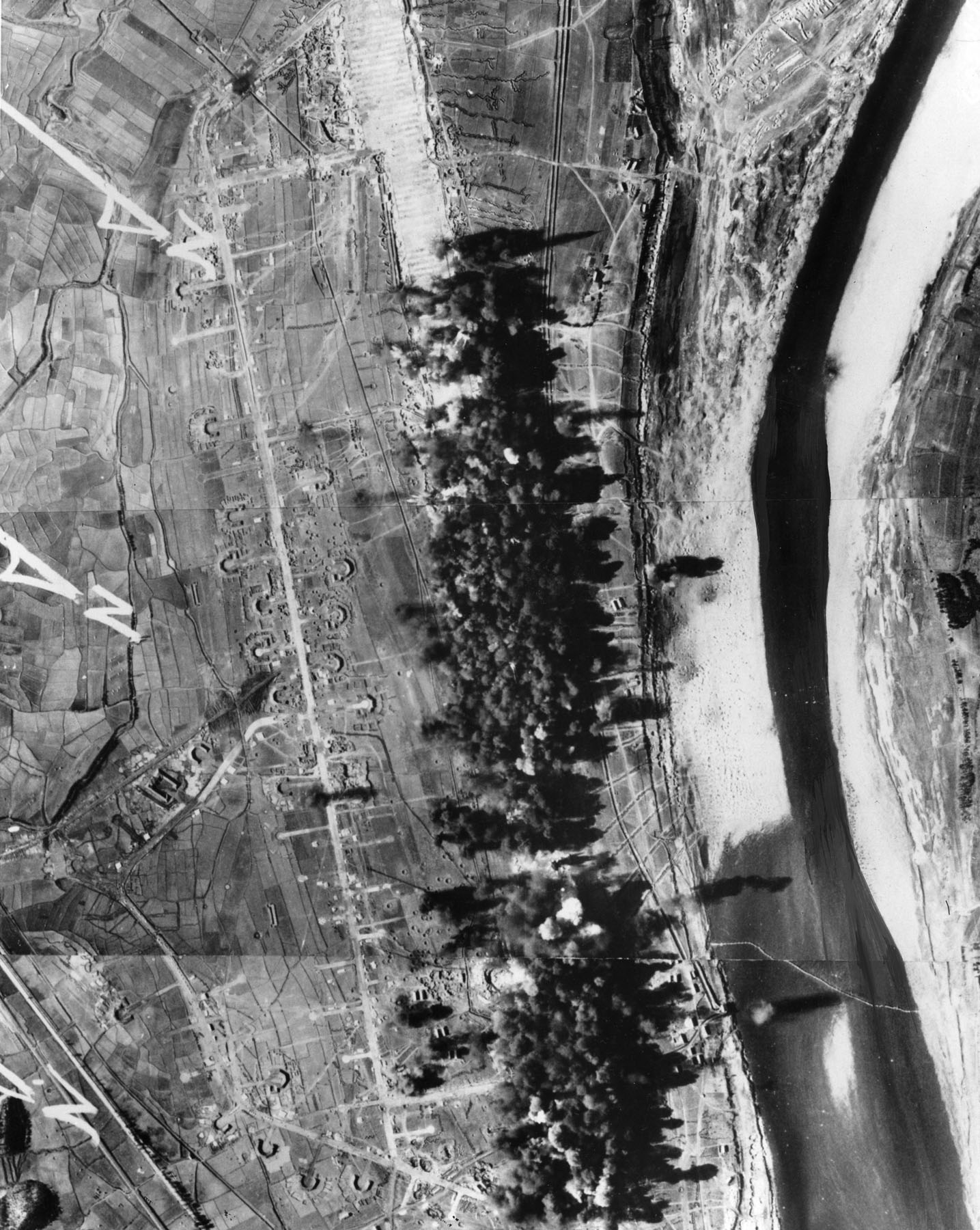 Strategic Bombing: New Flexibility > National Museum of the United ...