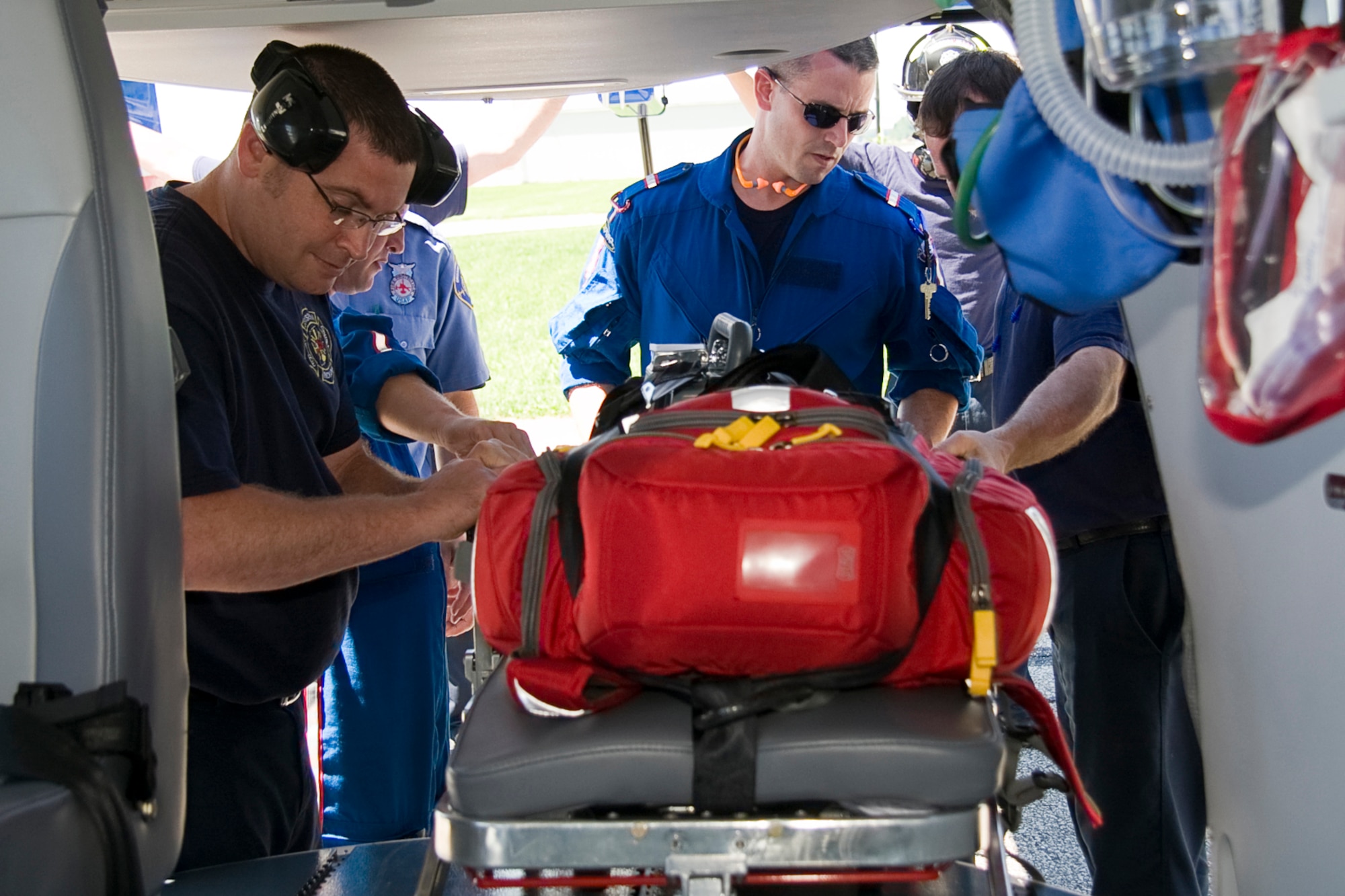 GUS firefighters train with air medevac crew > Grissom Air Reserve Base ...