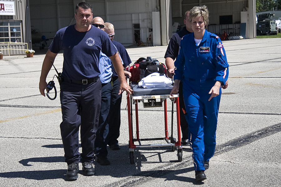 Air medevac training part II > Grissom Air Reserve Base > Article Display