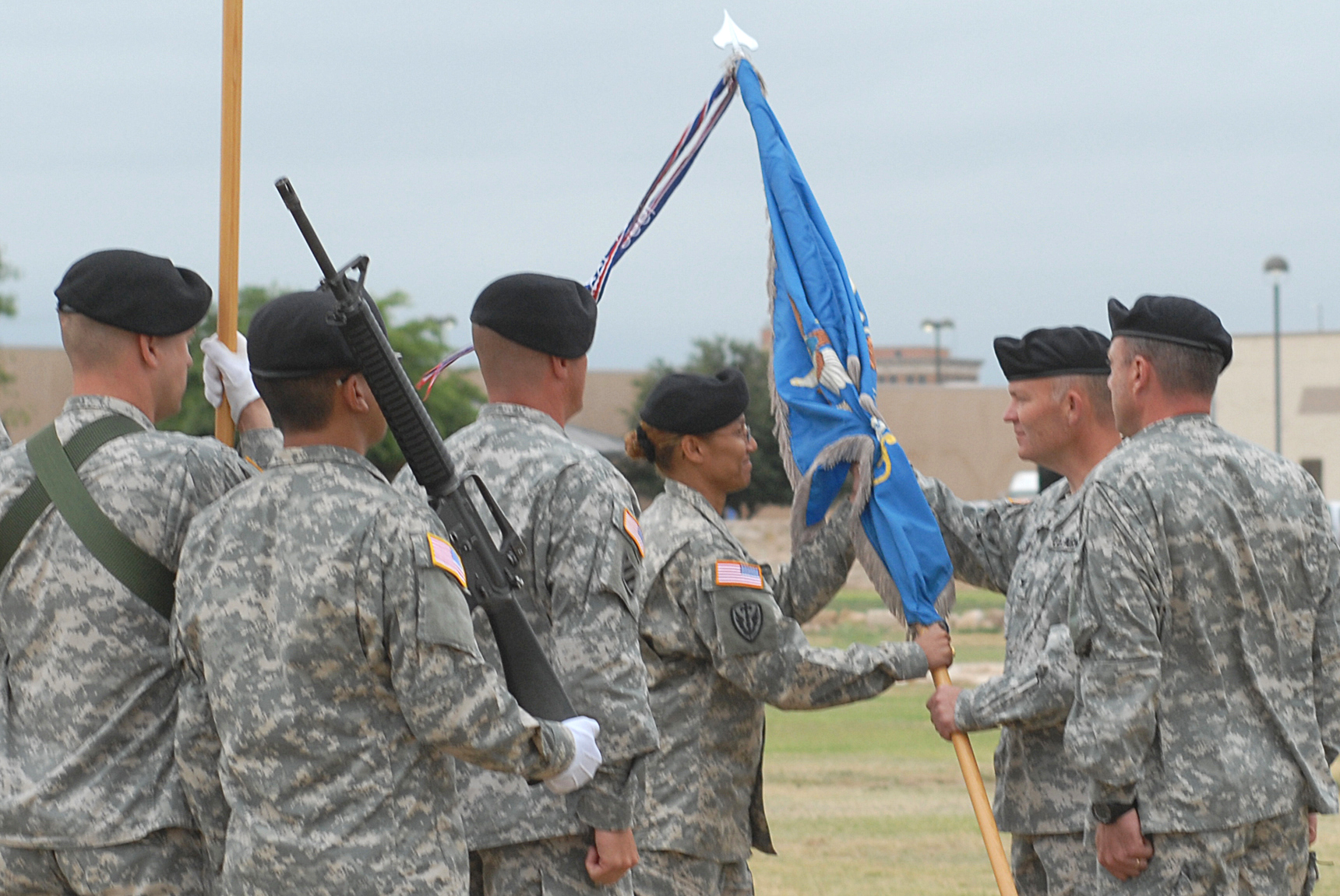 Army 344th Military Intelligence Battalion changes leadership ...