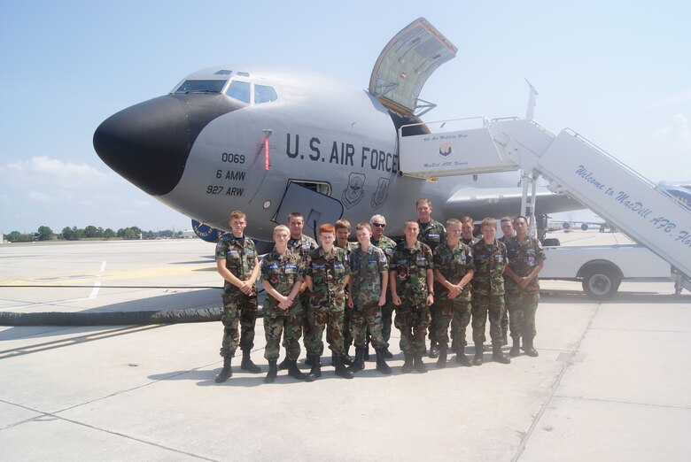 Florida Civil Air Patrol cadets visit MacDill > 927th Air Refueling ...