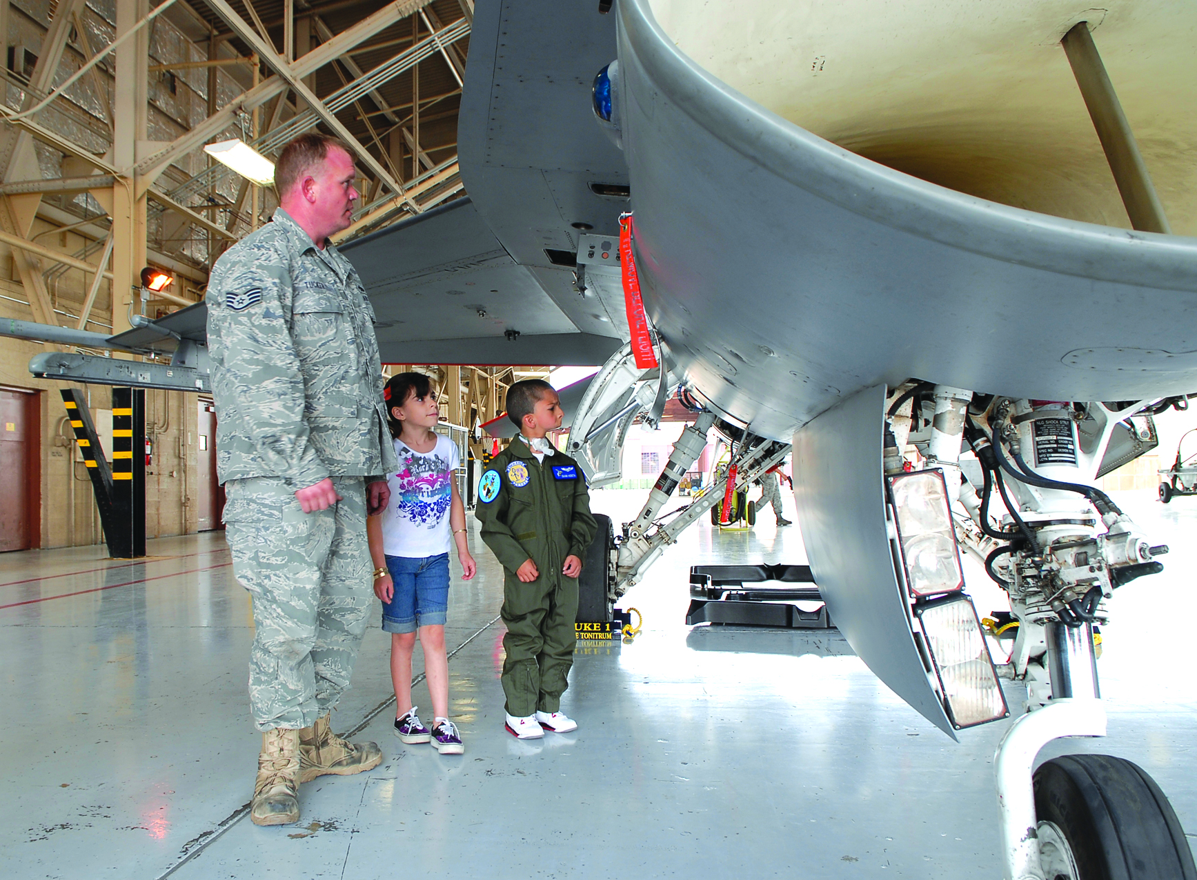 Pilot-for-day visits 309th Fighter Squadron > Air Education and ...