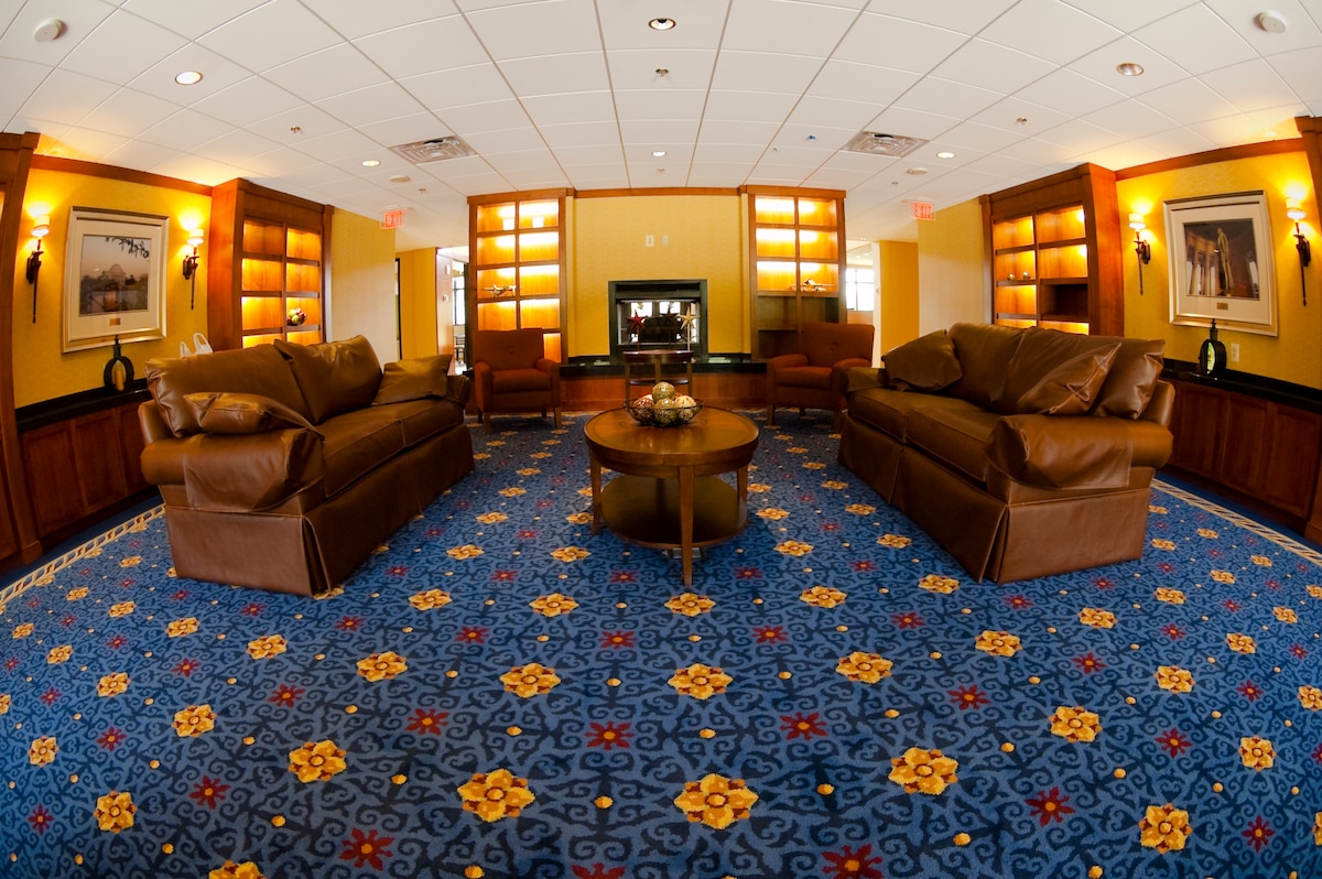 New base lodging facility opens for business > 459th Air Refueling Wing ...