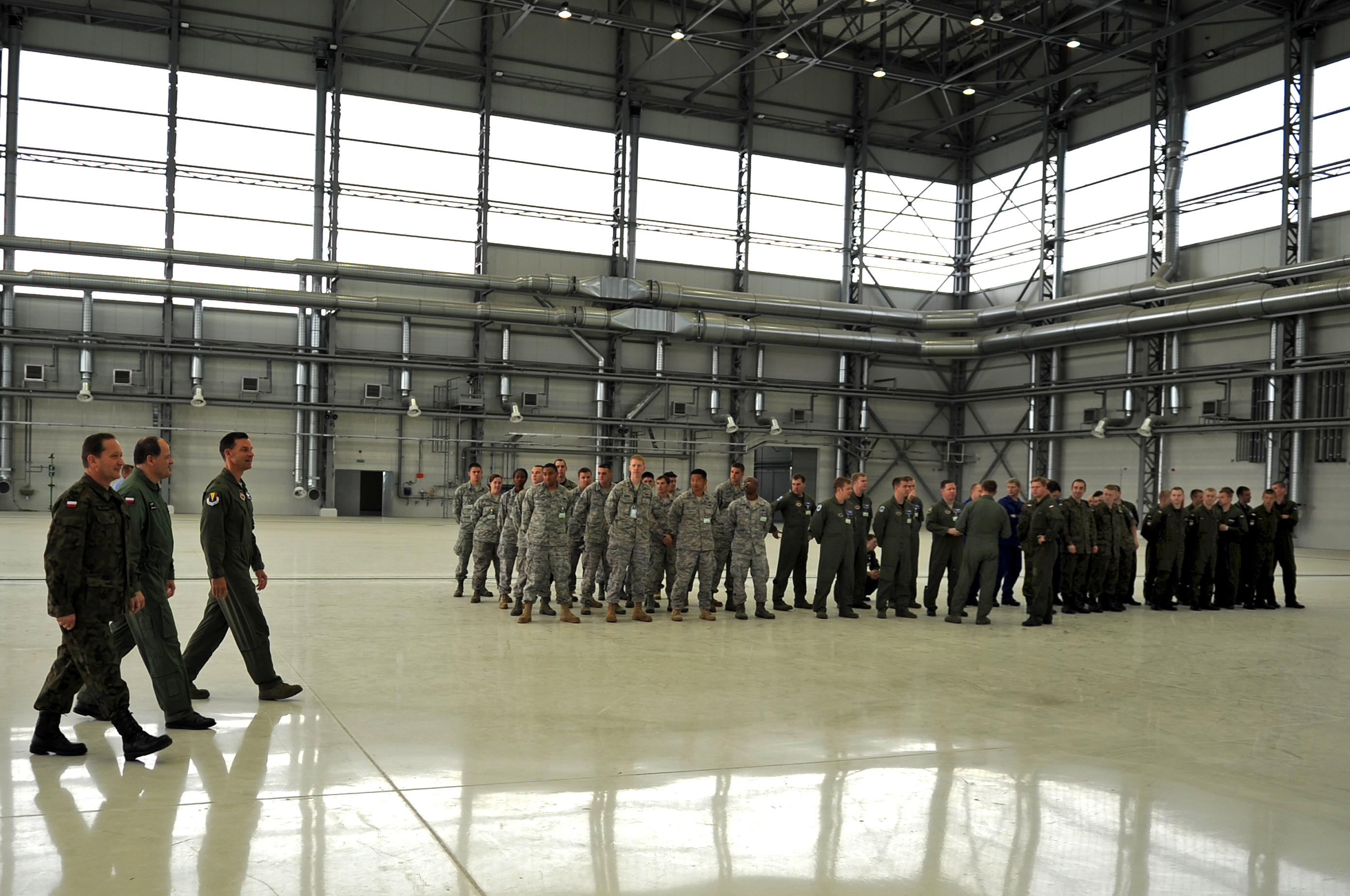 General Dillon's visit to Powidz Air Base in Poland