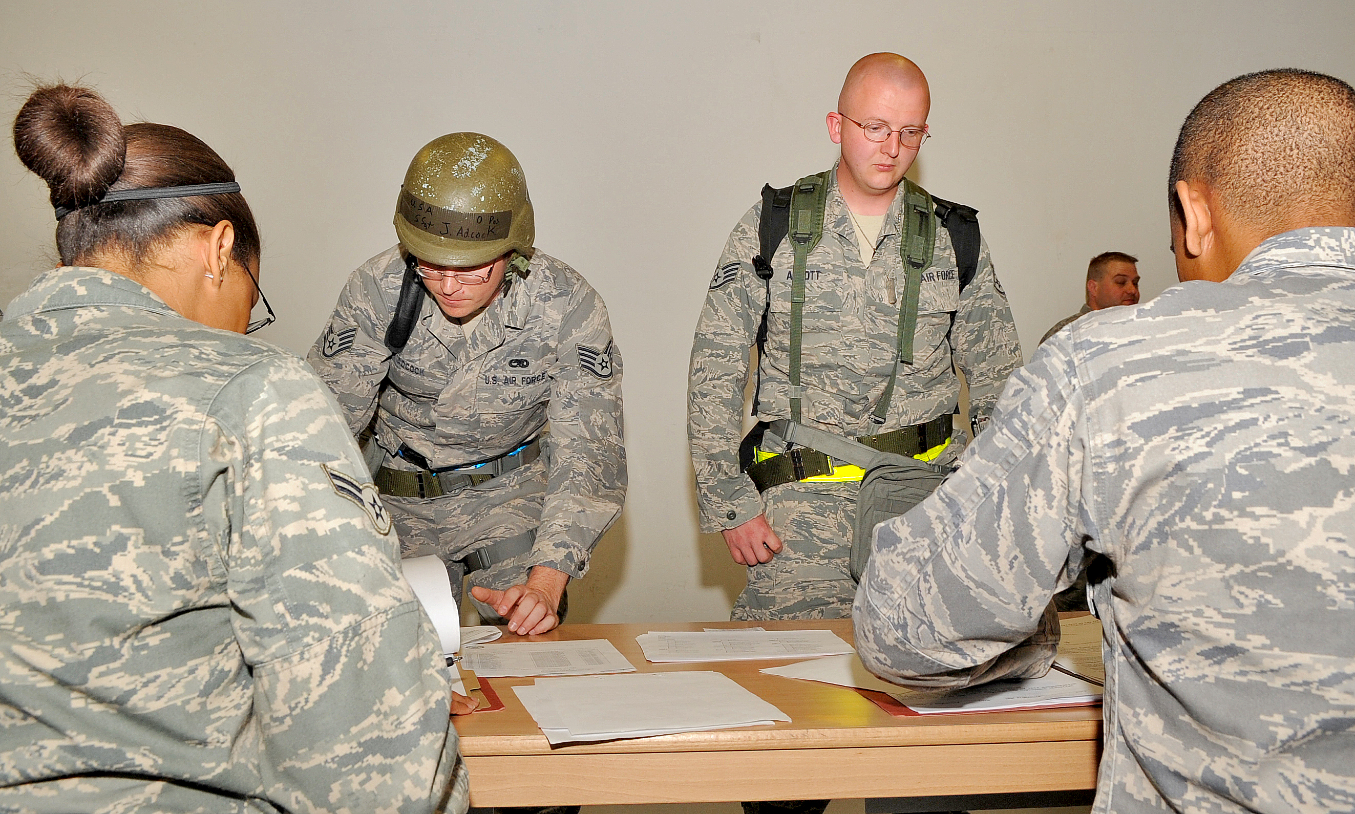 Reviewing mobility folders