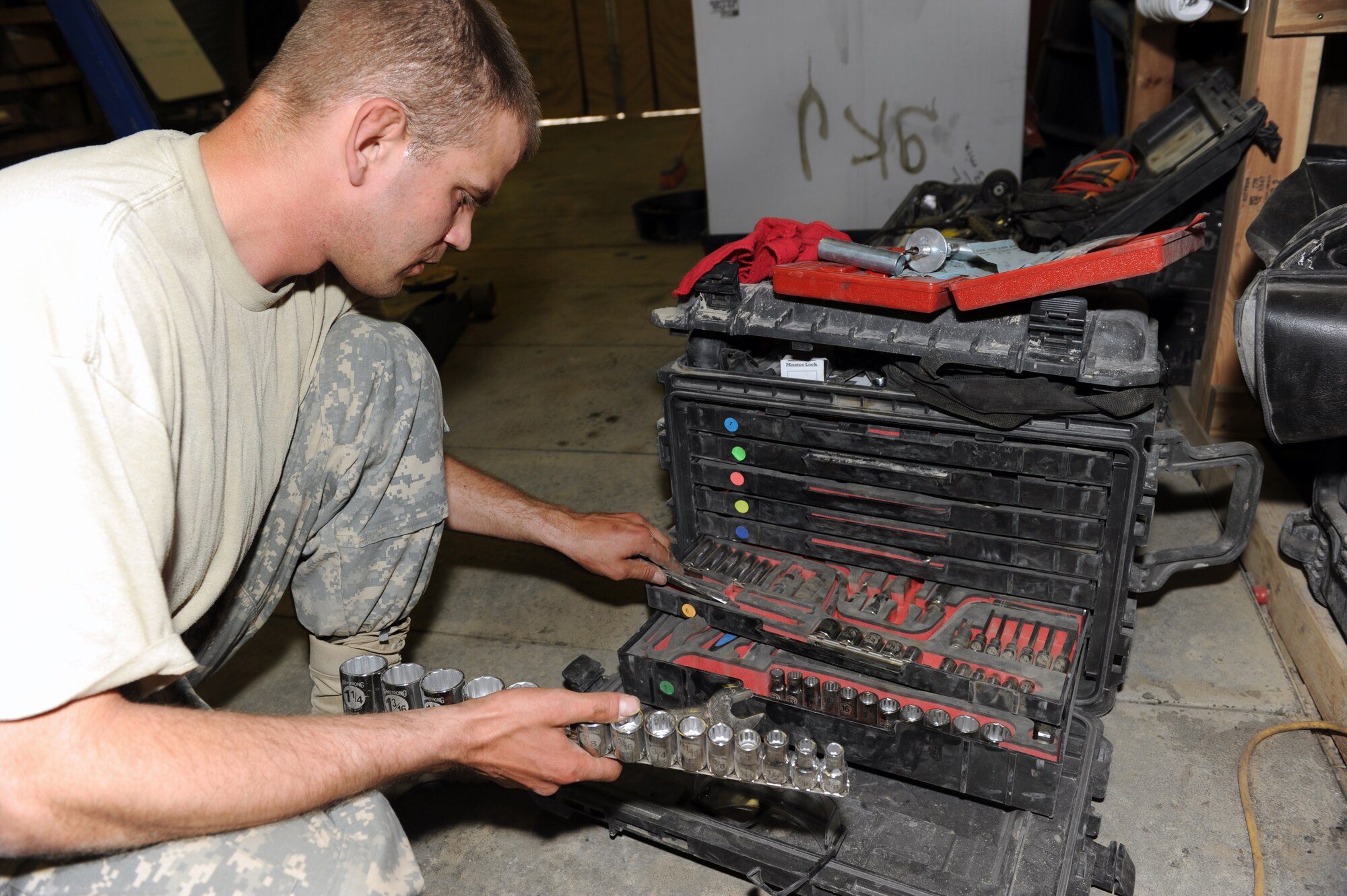 Mechanics keep the wheels rolling > U.S. Air Forces Central > Display