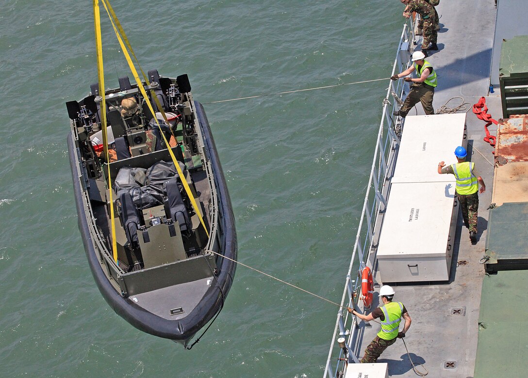 20100625-M-4277N- 180.jpg