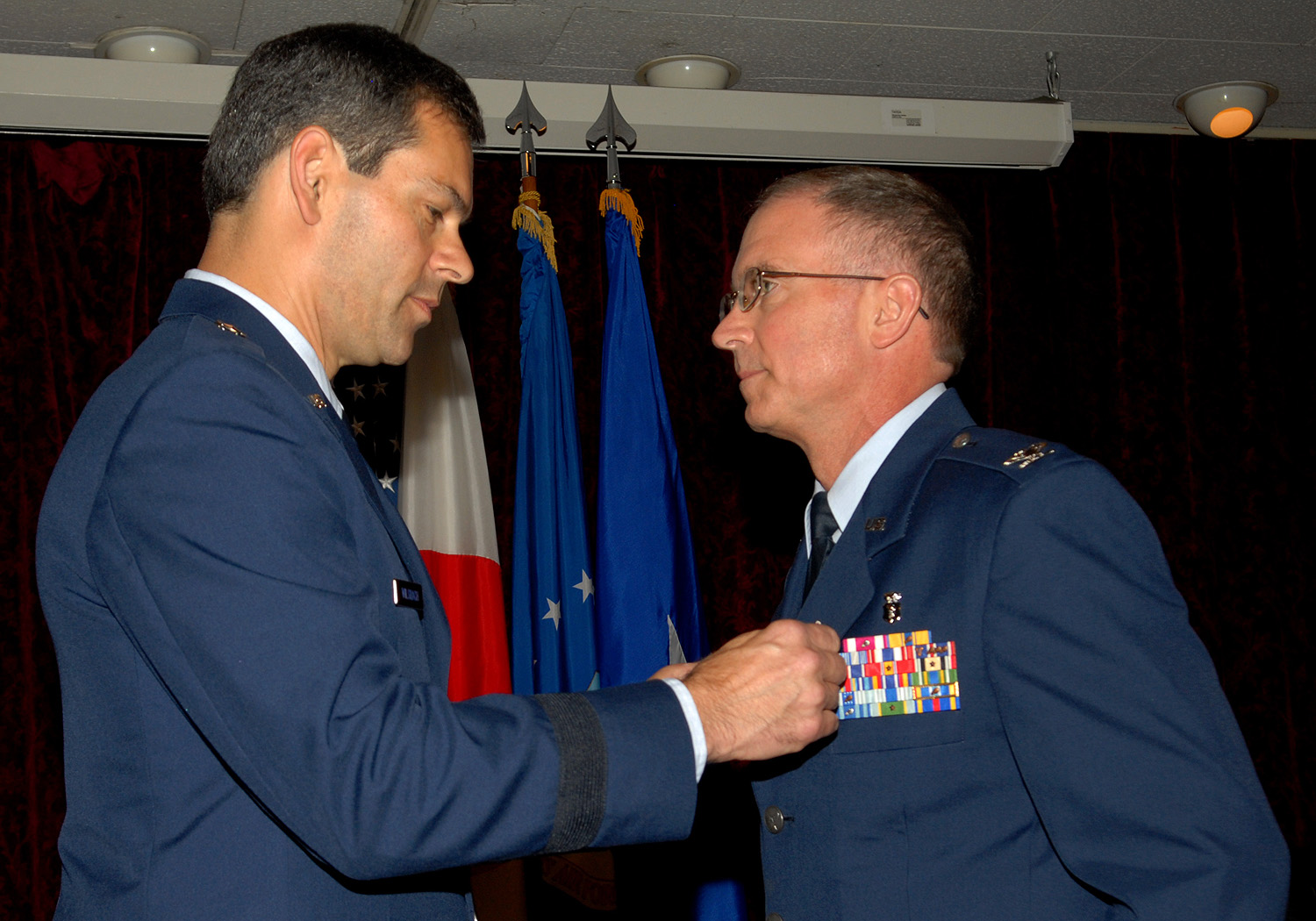 18th MDG welcomes new commander > Kadena Air Base > News