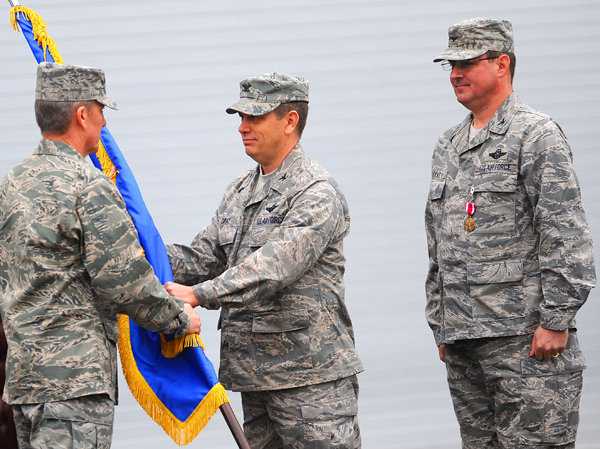 Col. Steven Gray assumes command of 1st ASOG > Pacific Air Forces ...