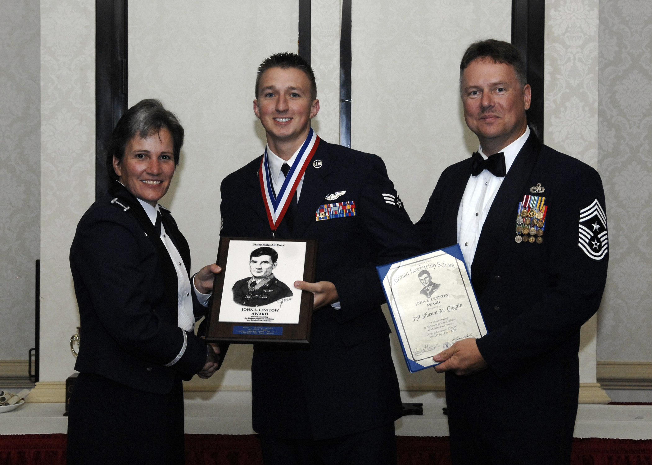 24 Airmen graduate from ALS: 14 AS claims Levitow Award > Joint Base ...