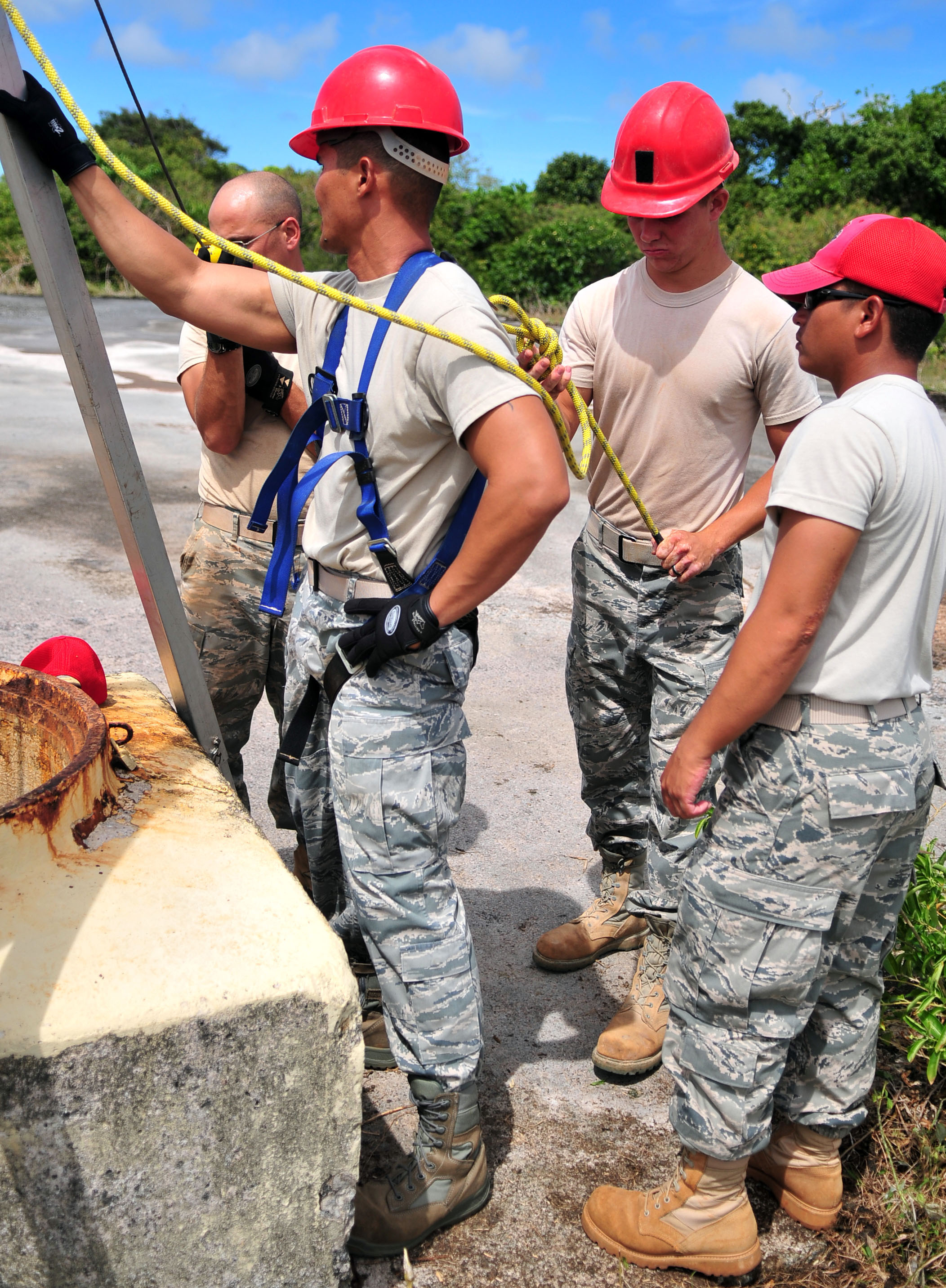 36th Wing Safety holds confined spaces training > Andersen Air Force ...