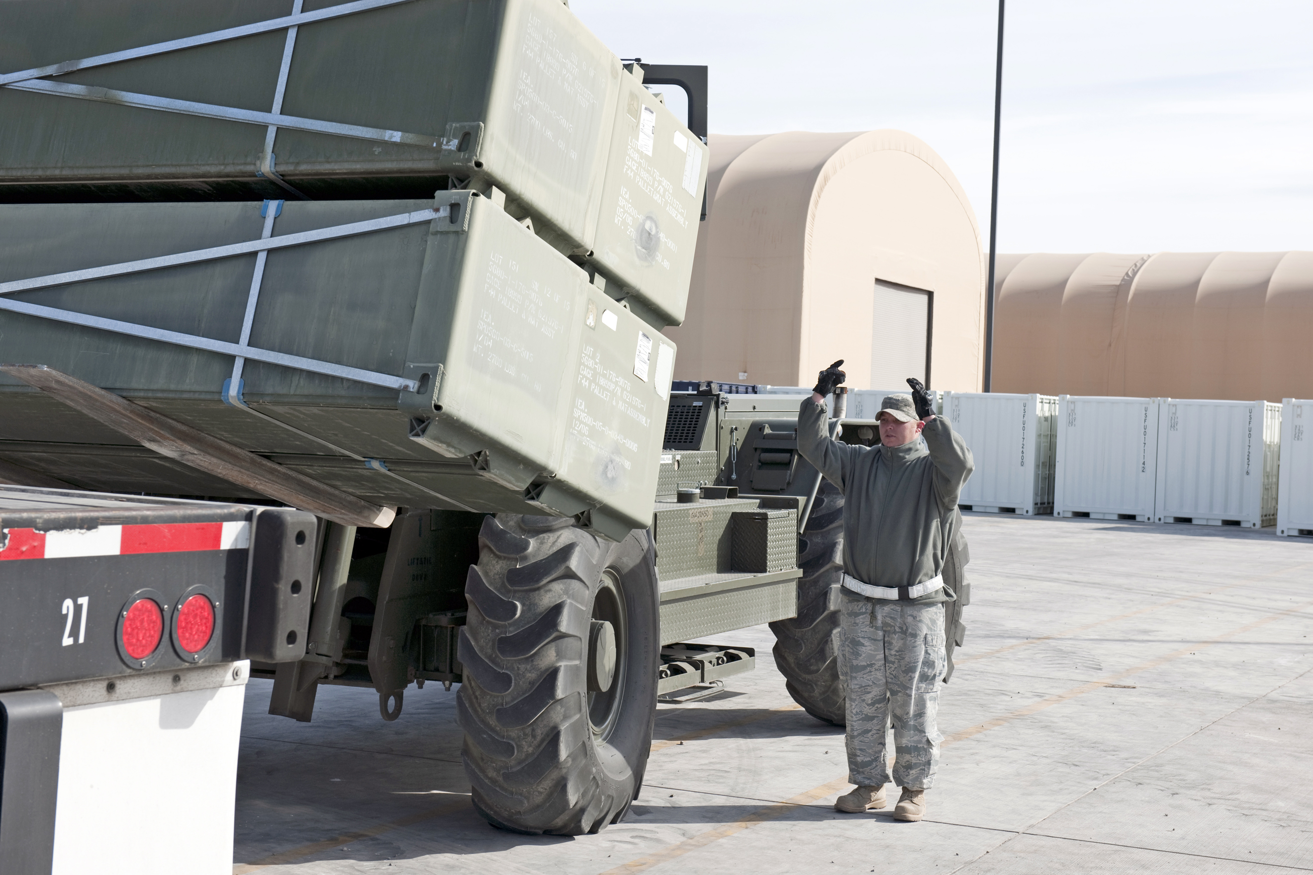 Airmen prepare BEAR base for troops in Afghanistan > Air Force ...