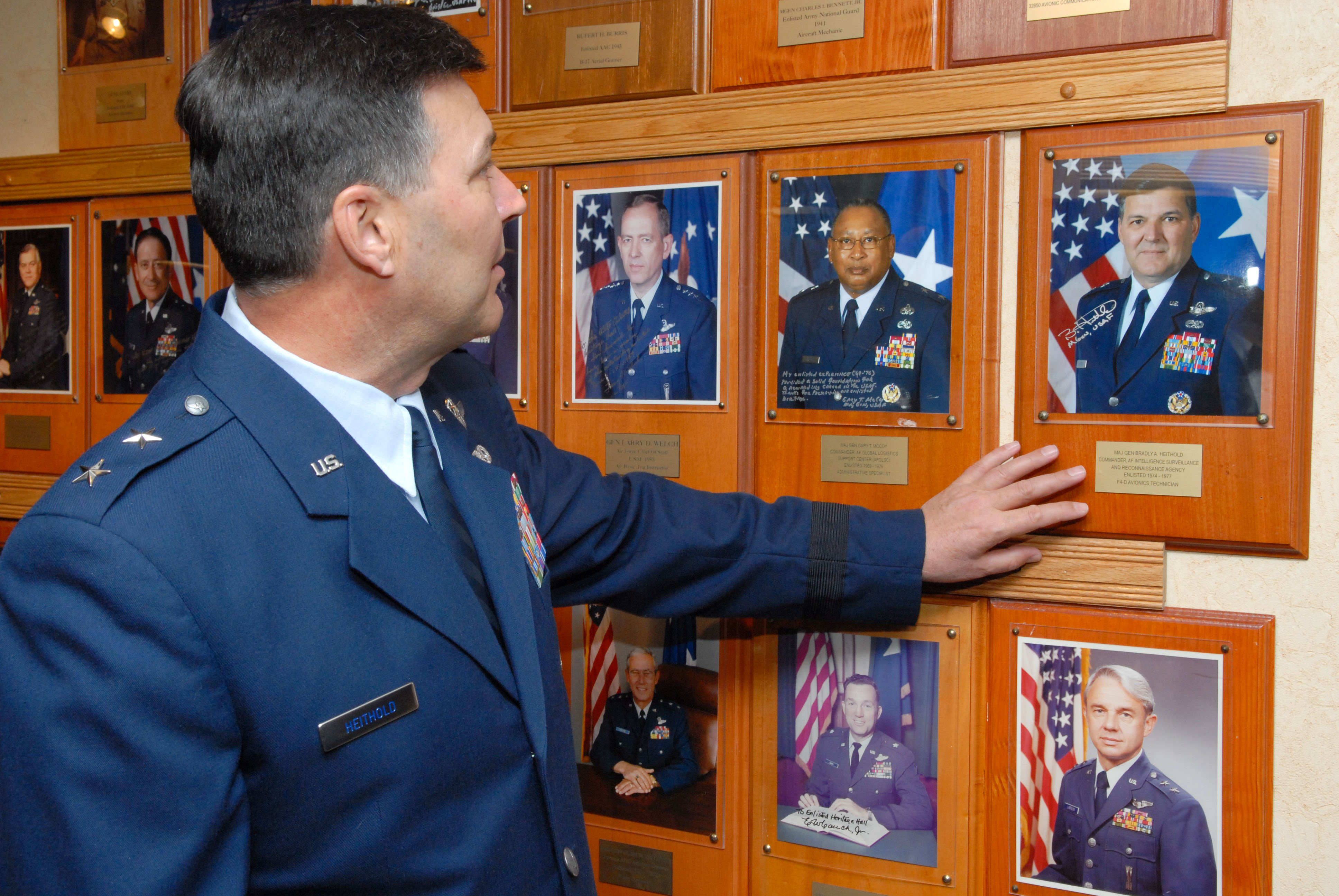 ISR Agency chief inducted to EHH Wall of Achievers > Air University (AU ...