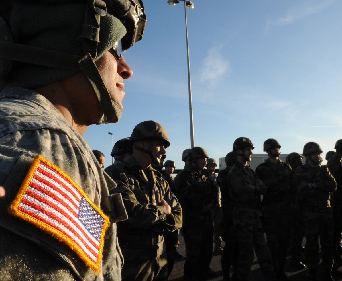 CRG, Army build airborne partnership with France > Ramstein Air Base ...