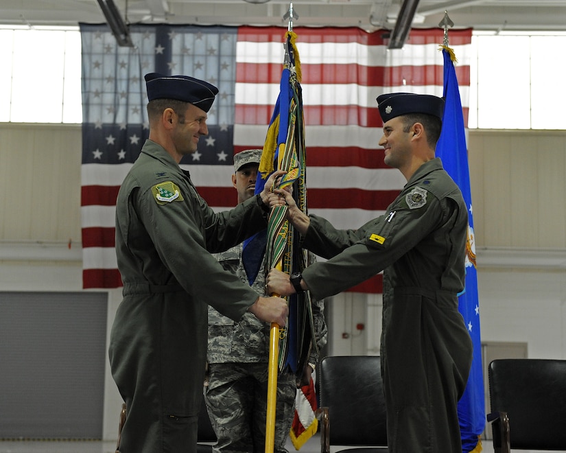 27 FS experiences change in command > Joint Base Langley-Eustis ...