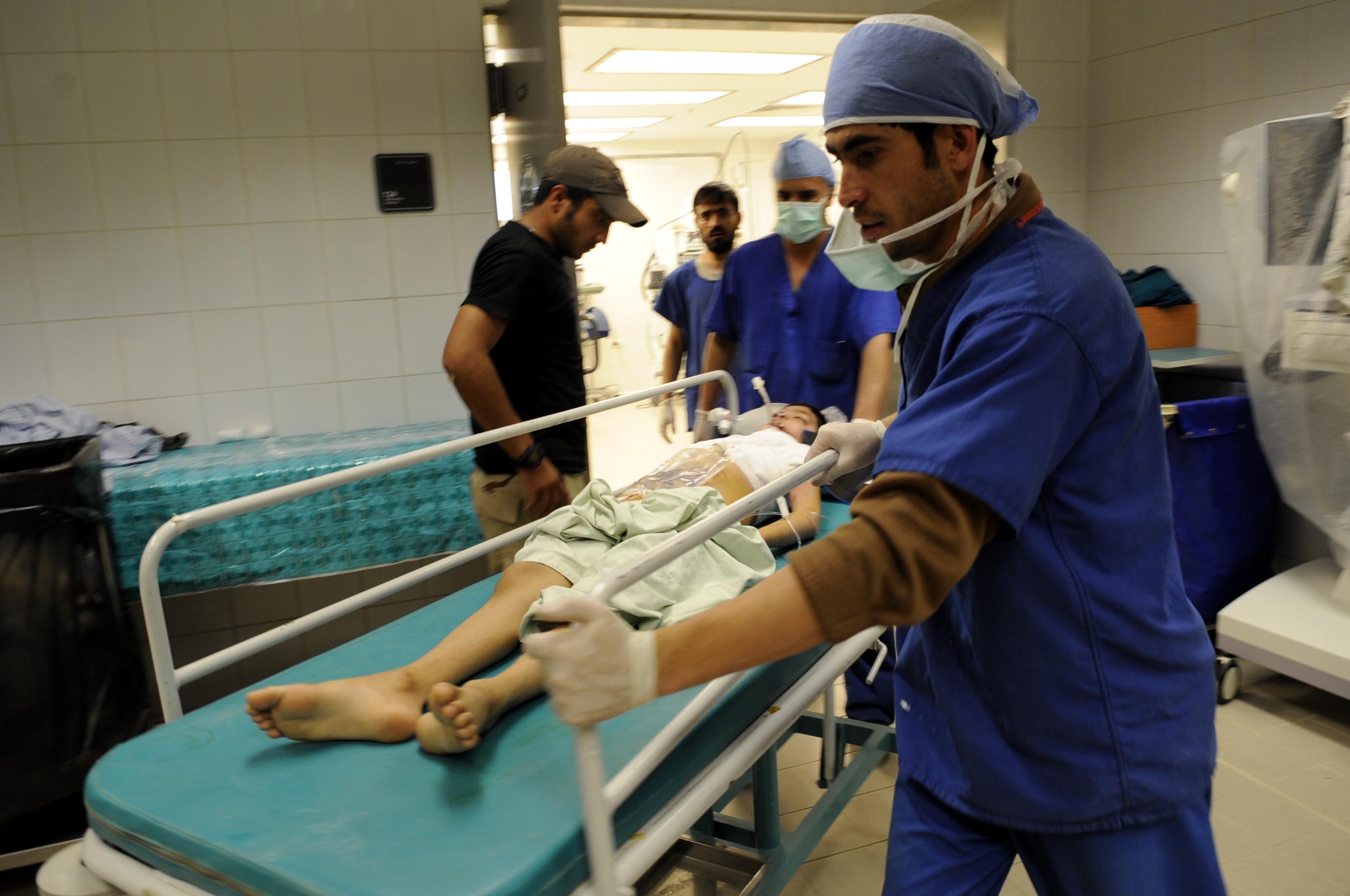 American, Afghan docs begin surgical process for young burn victim ...