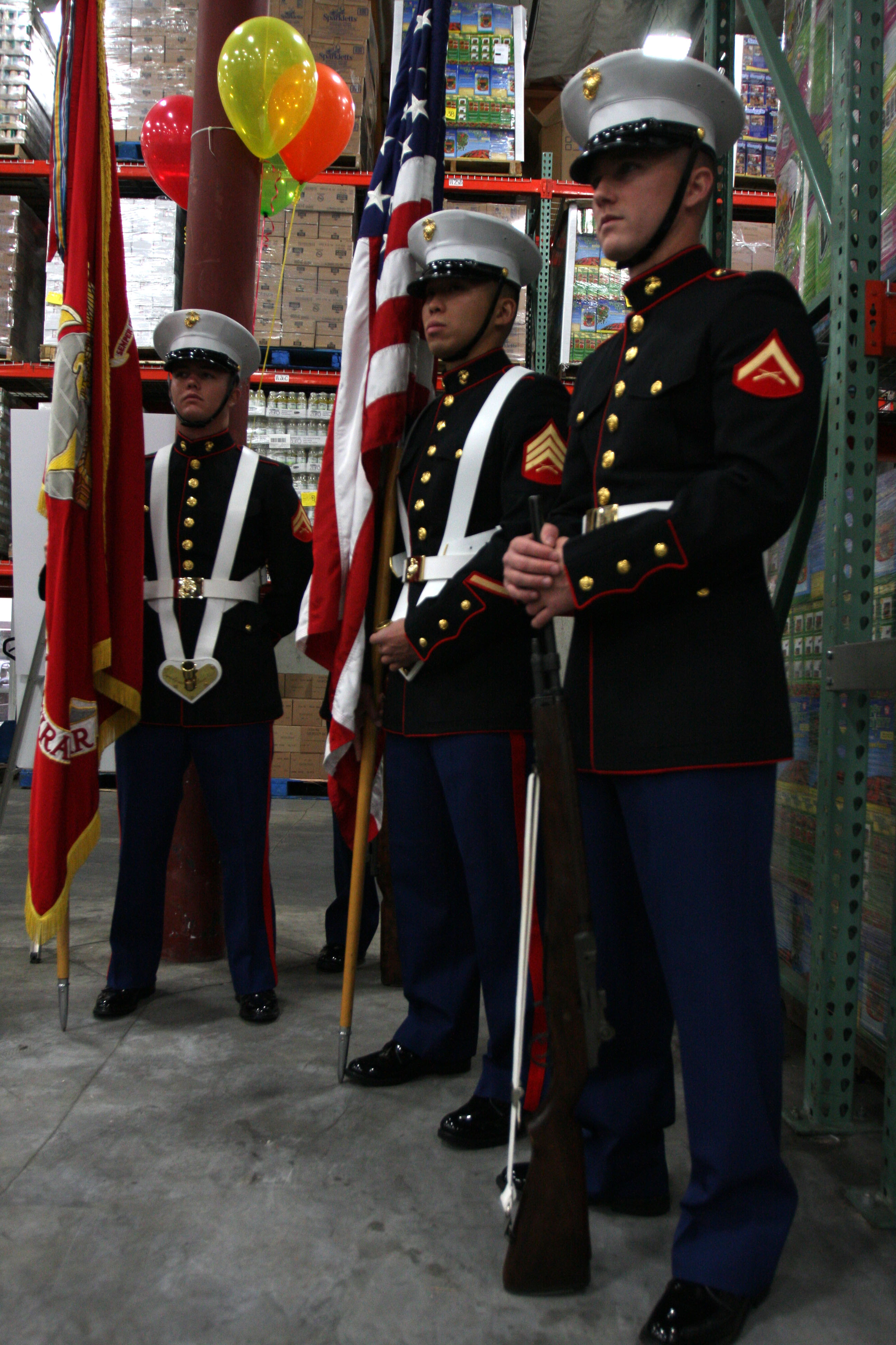 USMC spirit fills Feeding America > Marine Corps Air Station Miramar ...