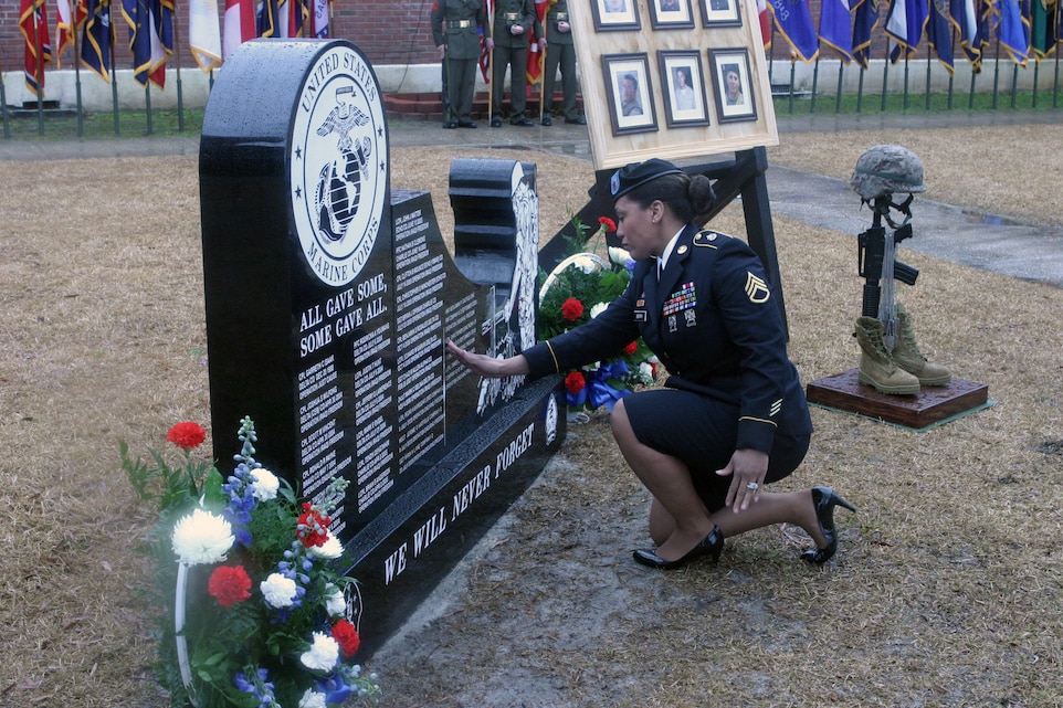 Always Remembered, Never Forgotten: 2nd LAR mourns its fallen > United ...