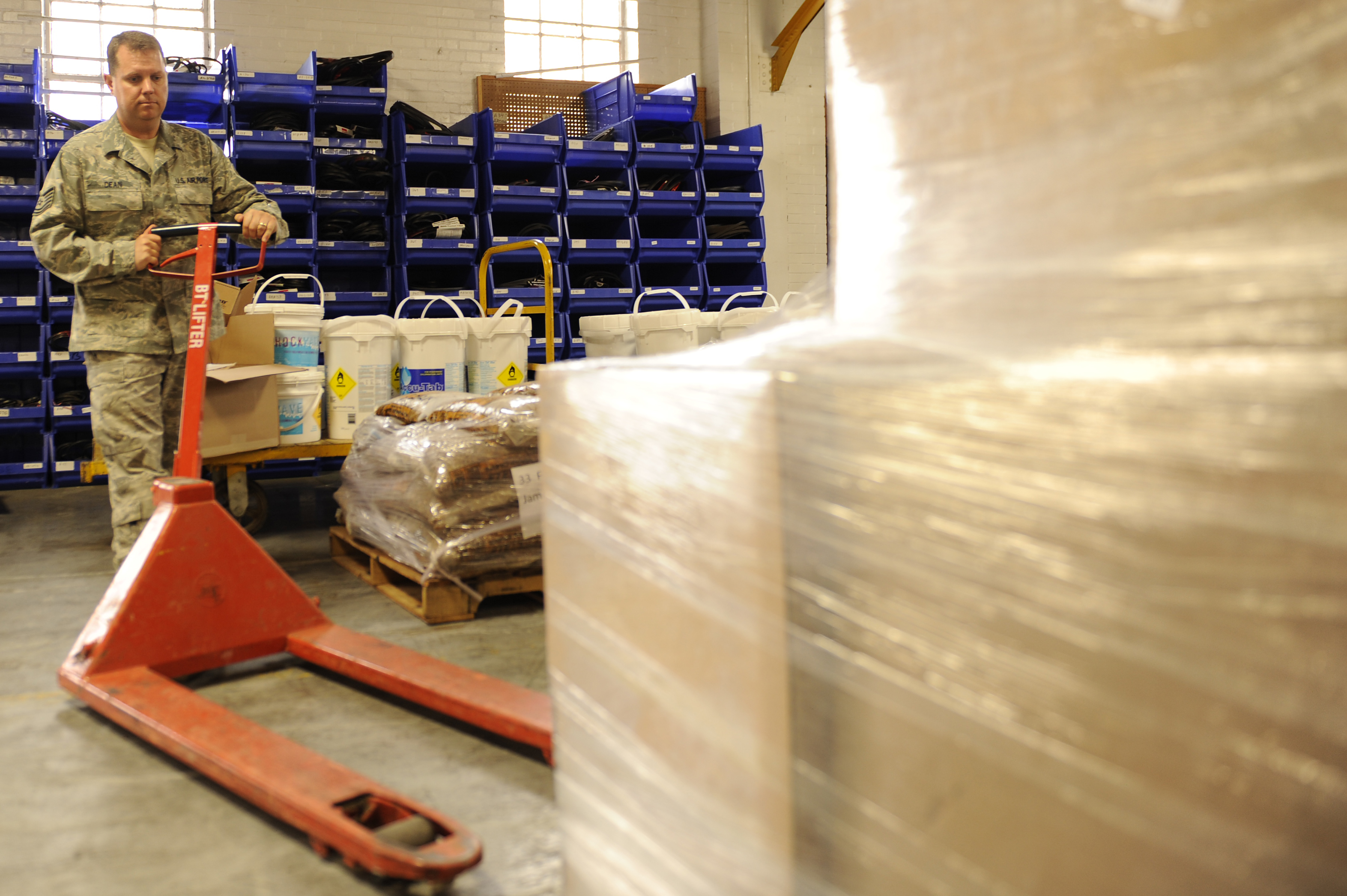 Material Acquisitions Delivers > Scott Air Force Base > Article Display