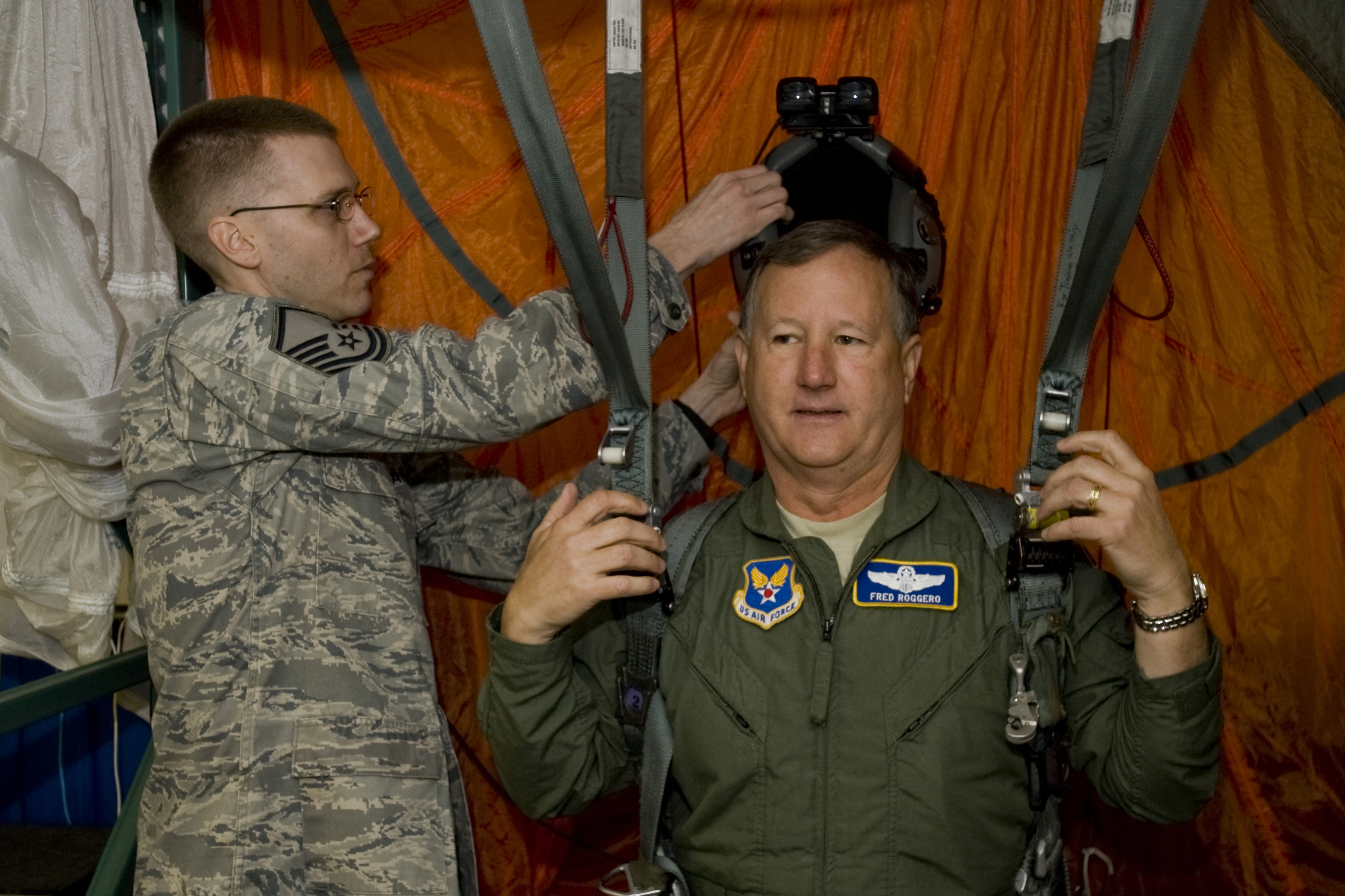 AF Chief of Safety visits; honors and tours > Misawa Air Base > Article ...