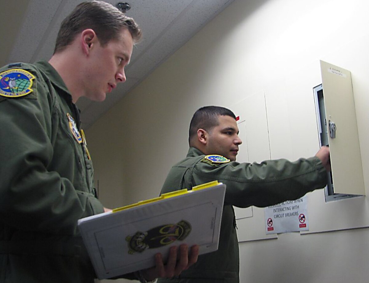 7th SWS preps for Guardian Challenge > Peterson and Schriever Space ...