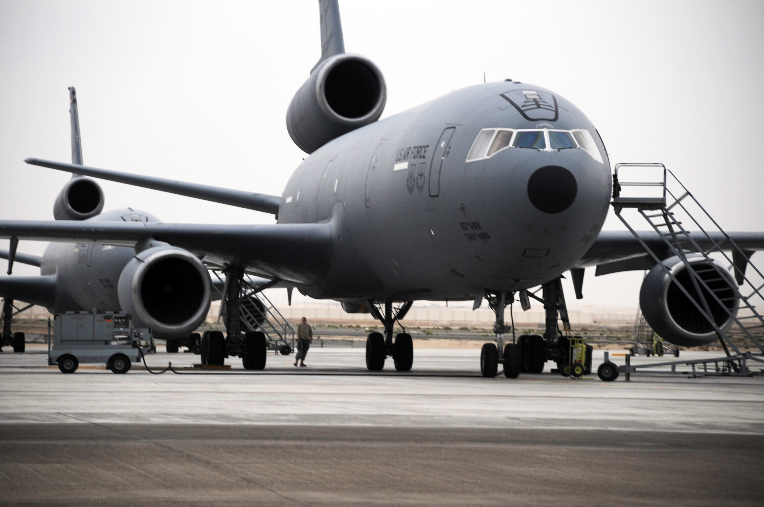 KC-10 Extender: Air refueler in Southwest Asia > Air Mobility Command ...