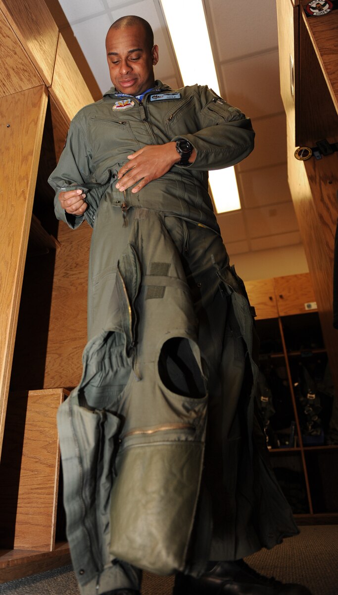 The 390th Fighter Squadron names its warriors of the week > Mountain ...