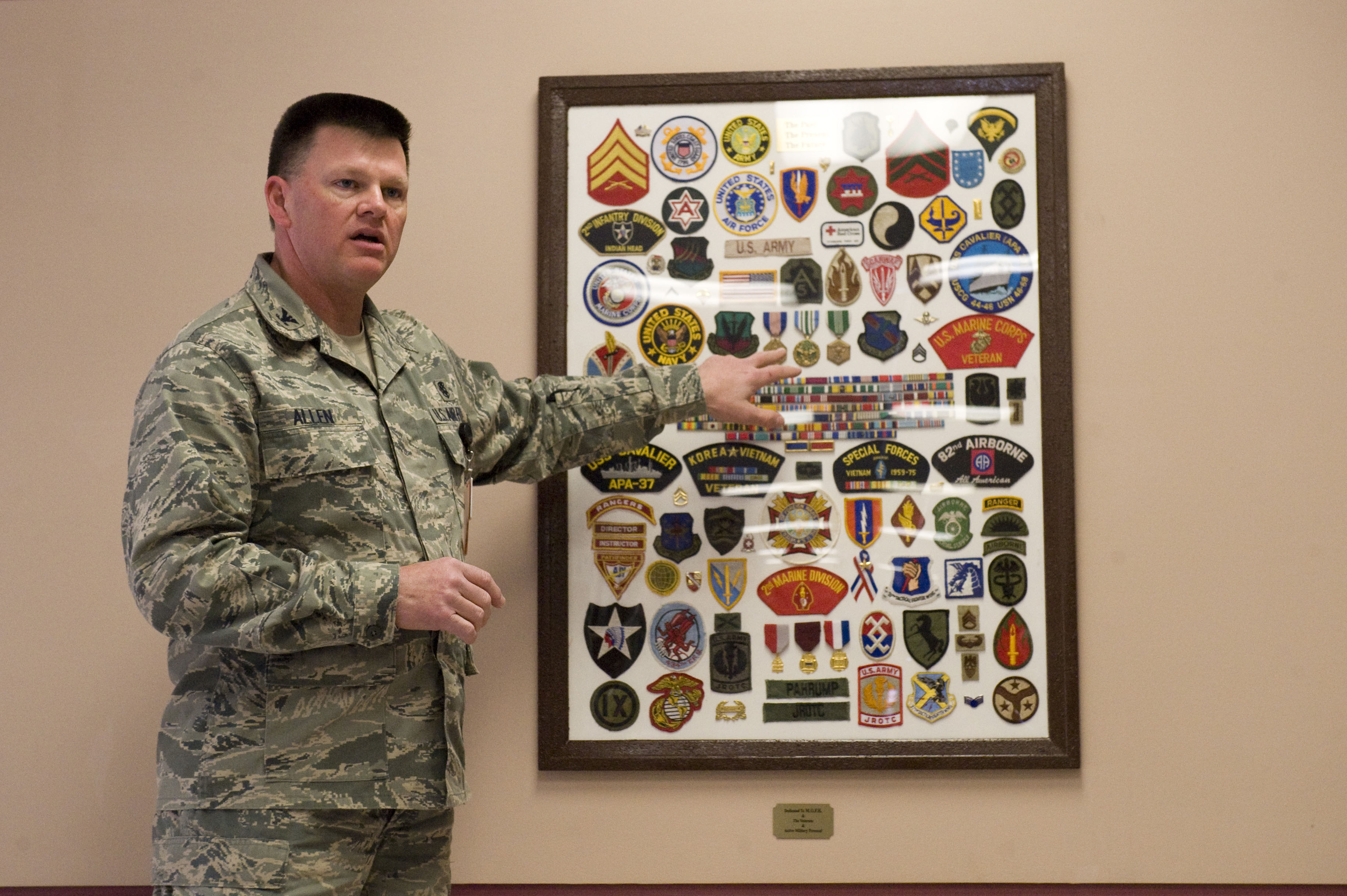 Group donates collage to base hospital