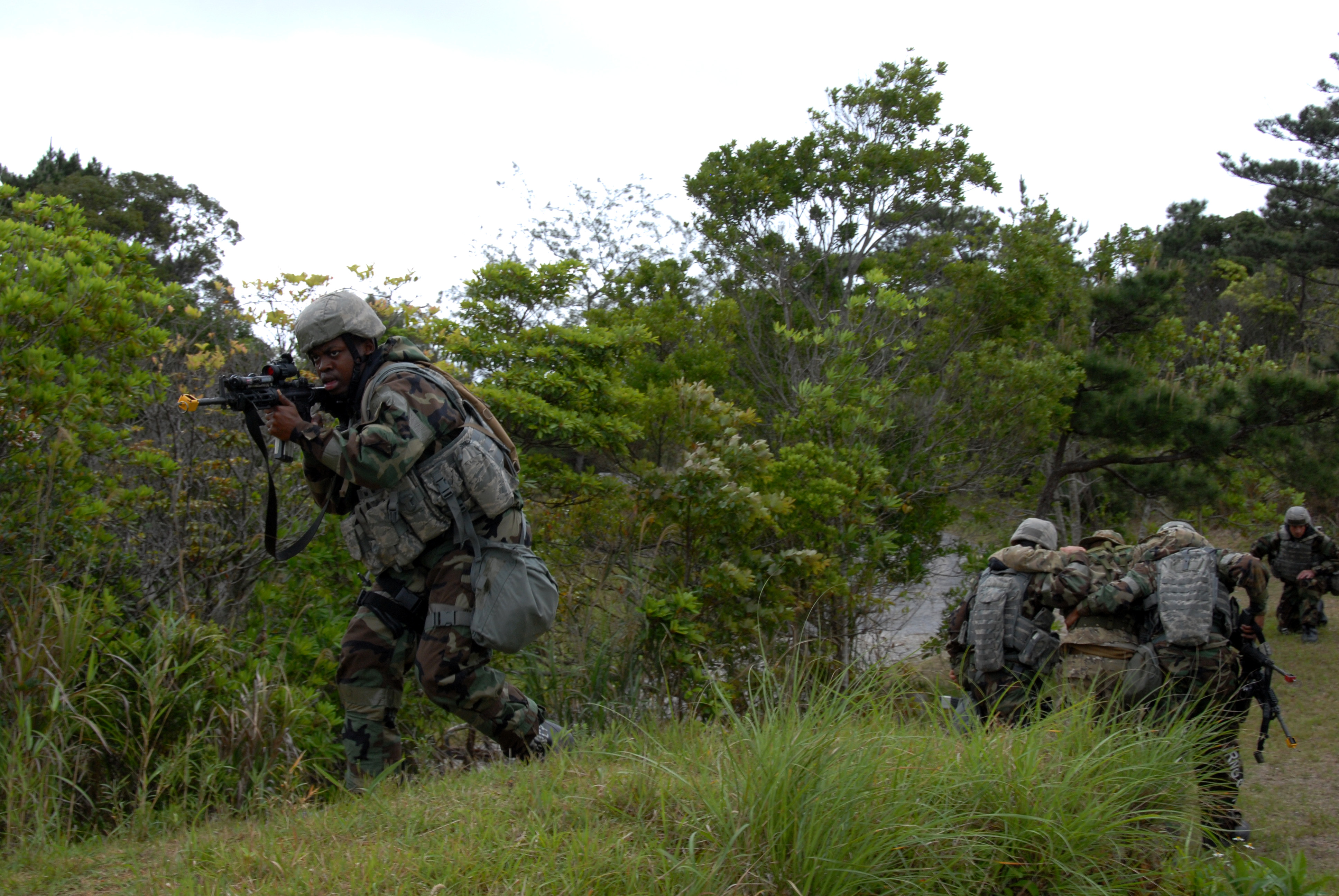 18th SFS train for combat patrols > Pacific Air Forces > Article Display