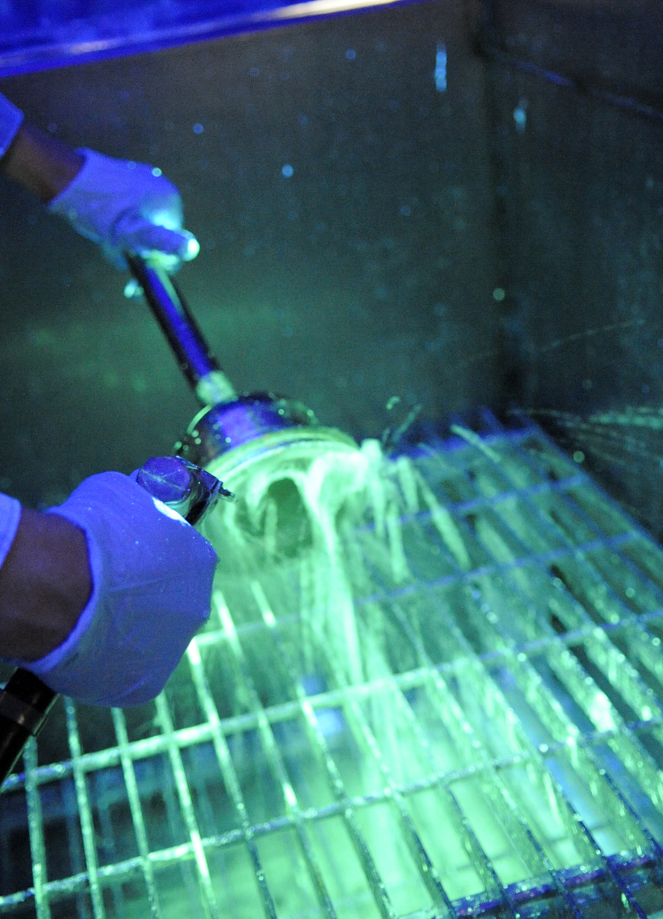 NDI detects aircraft defects, protects pilots > Joint Base Langley ...