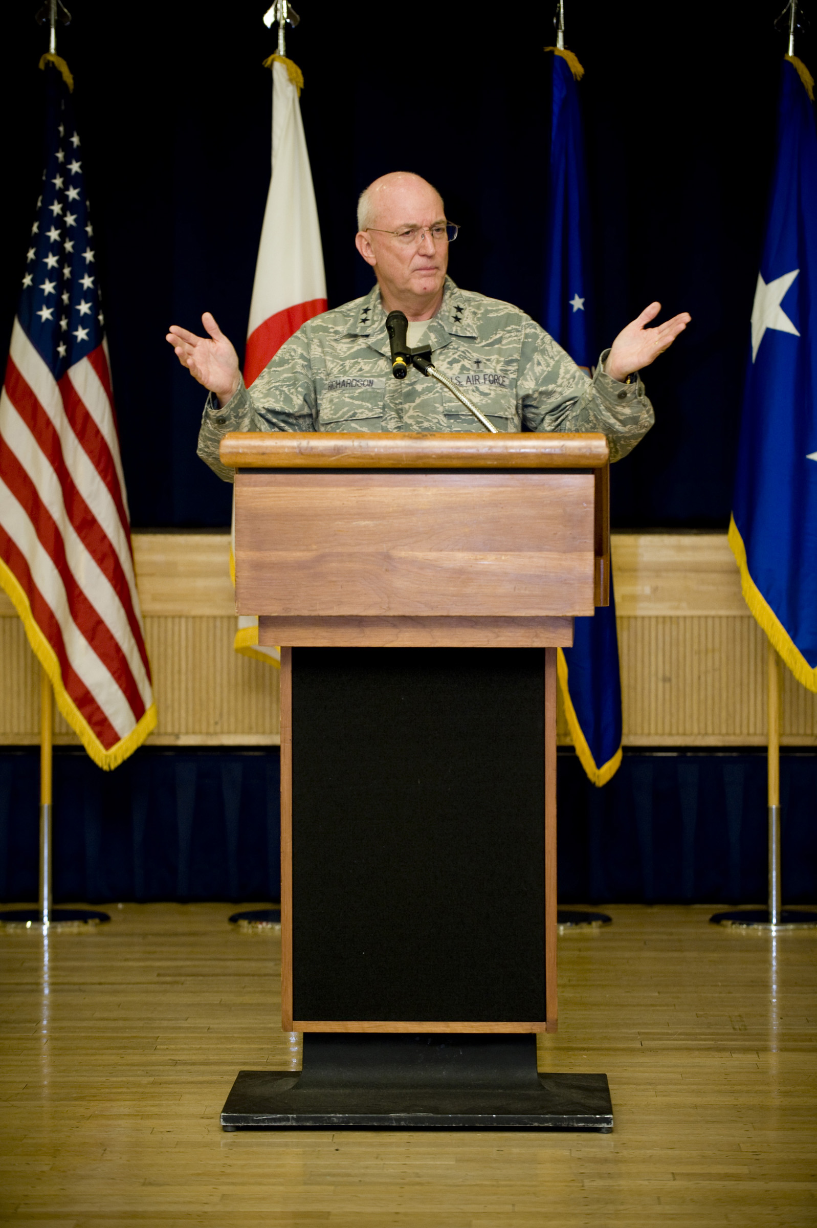 Top Air Force chaplain visits Misawa
