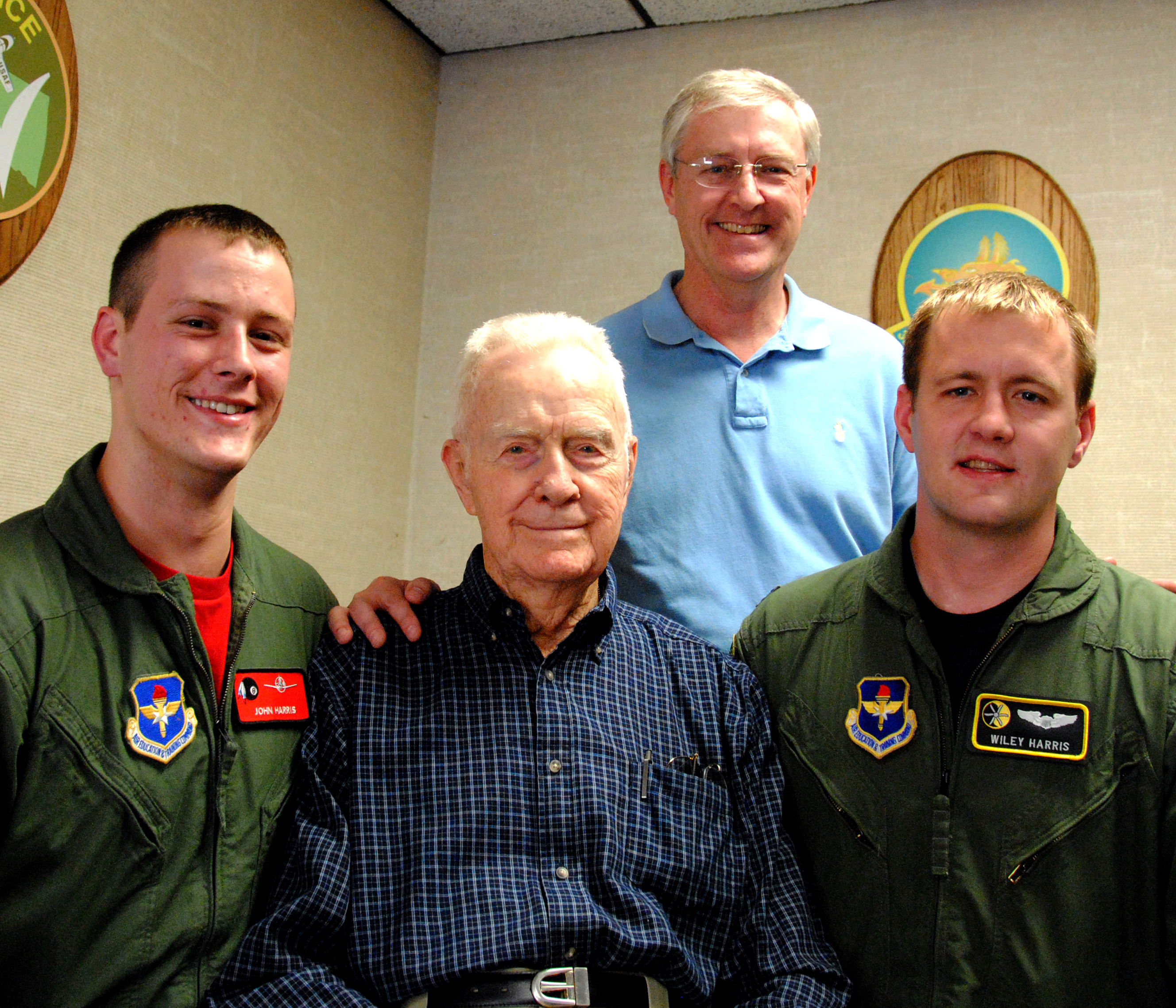 Harris military dynasty – from Army Air Force to track select > Vance ...