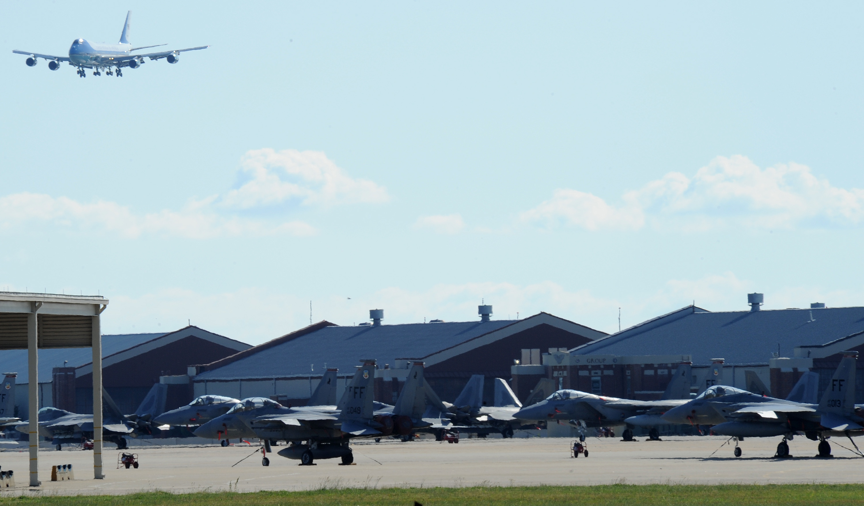 Commander-in-Chief lands at Langley > Joint Base Langley-Eustis ...
