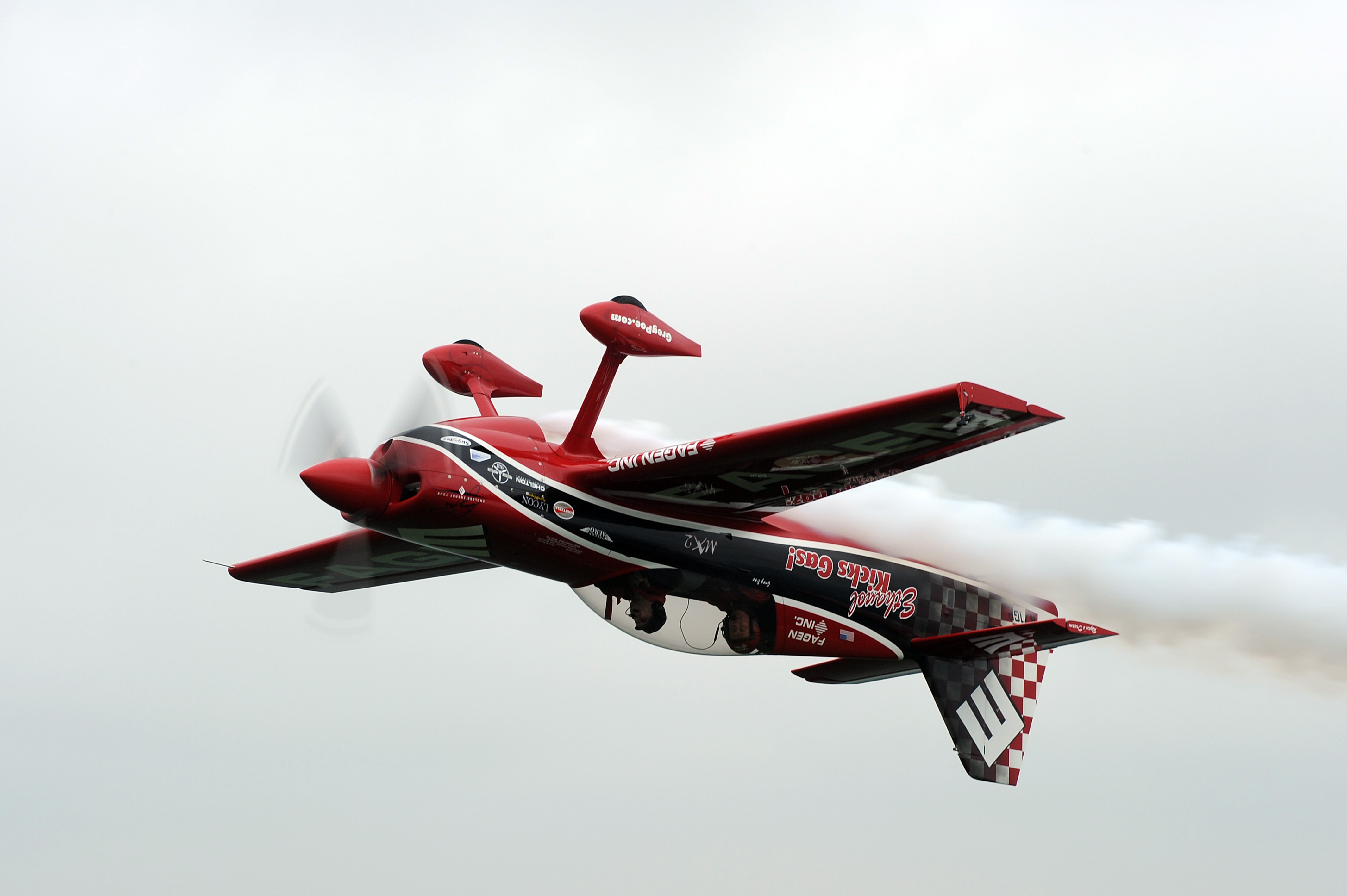 Samy K from Hot 99.5 morning show flies with Greg Poe, performance pilot