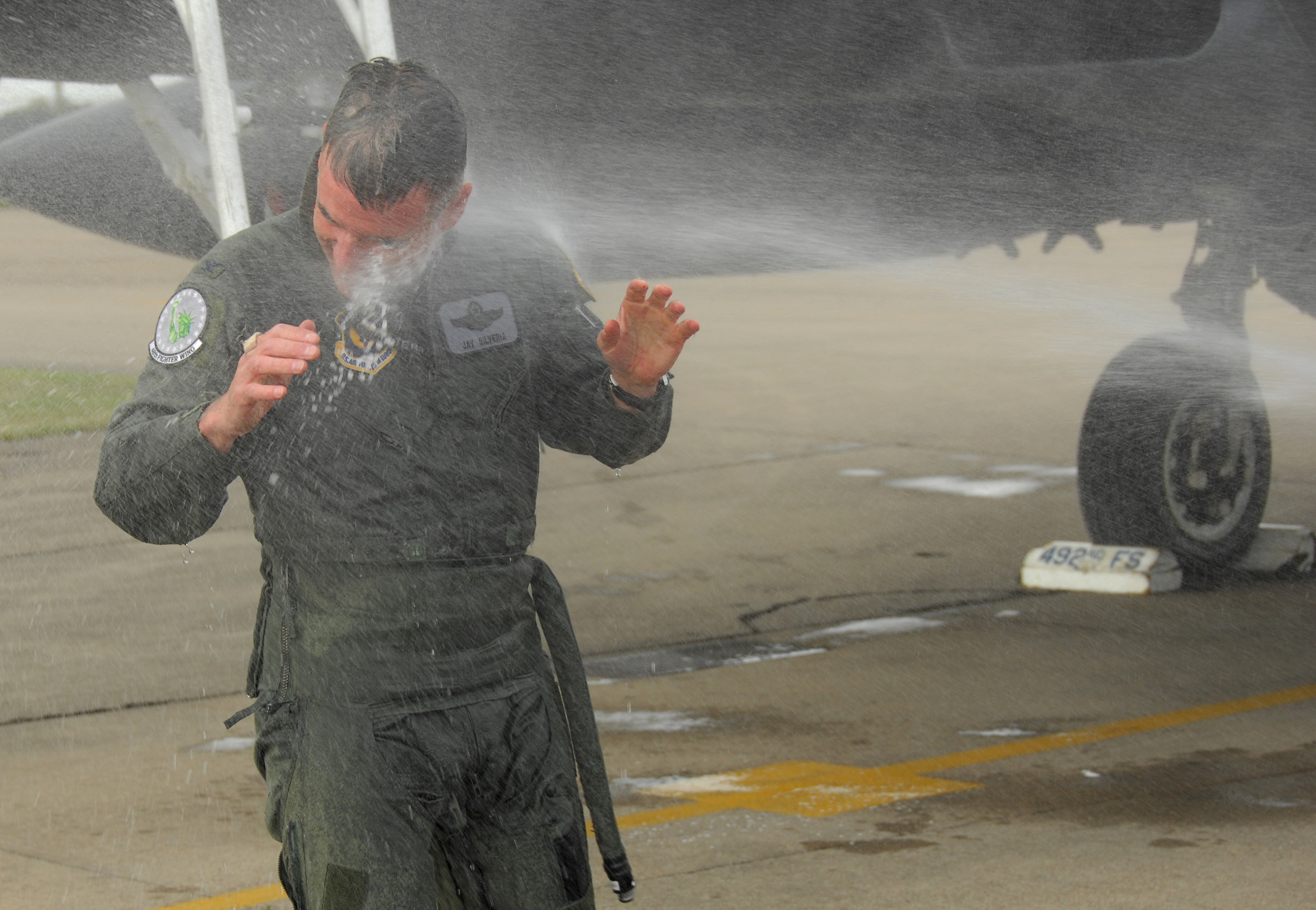 48th Fighter Wing commander completes final flight at RAF Lakenheath ...
