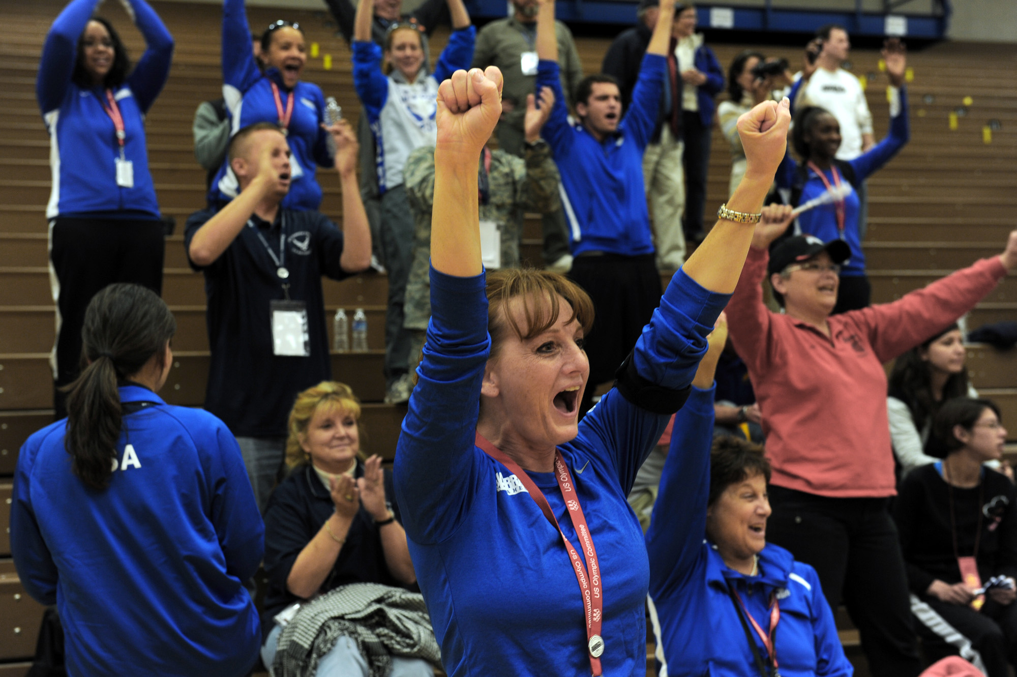Team Air Force fans celebrate after the Warrior Games bronze medal ...