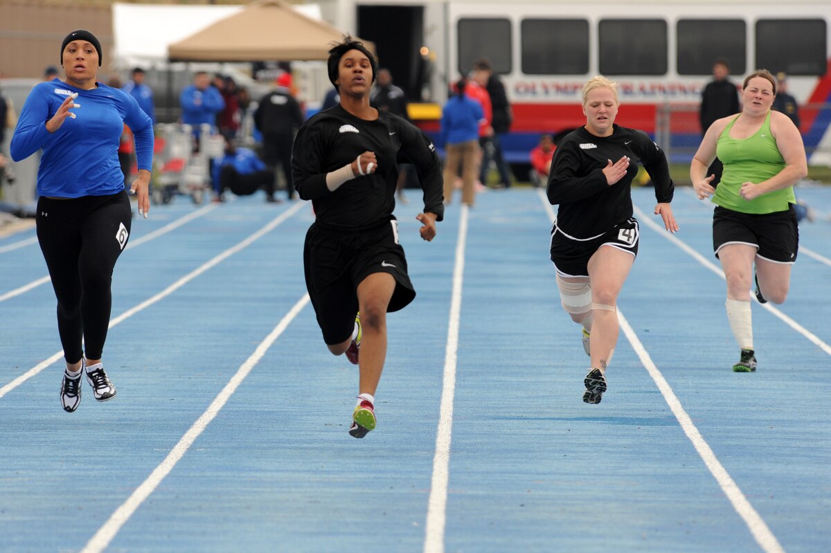 Air Force earns 12 medals in track and field > Air Force > Article Display