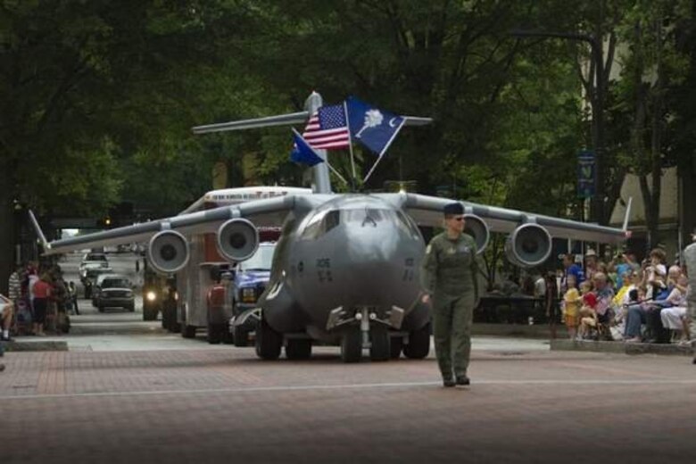 Mini C-17 participates in Armed Forces Day Parade > 315th Airlift Wing ...