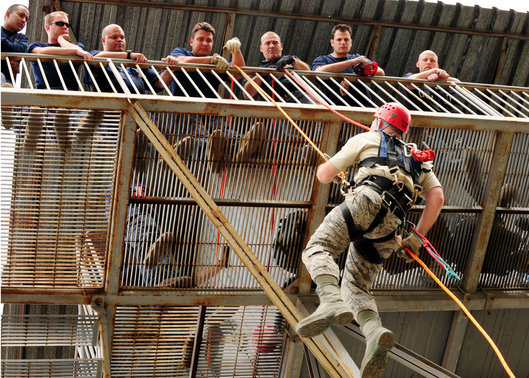 376th ECES Firefighters conduct High Angle Rescue Training