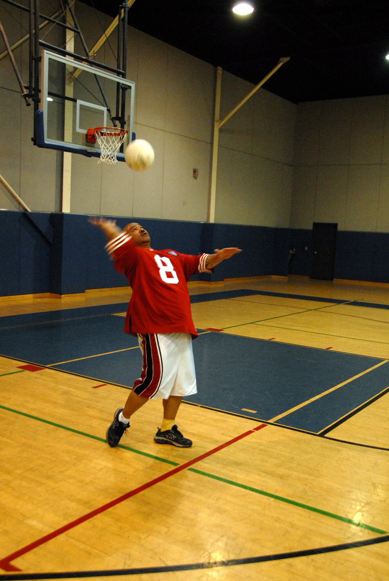 4AF/AMOC team wins 2010 volleyball championship > March Air Reserve ...