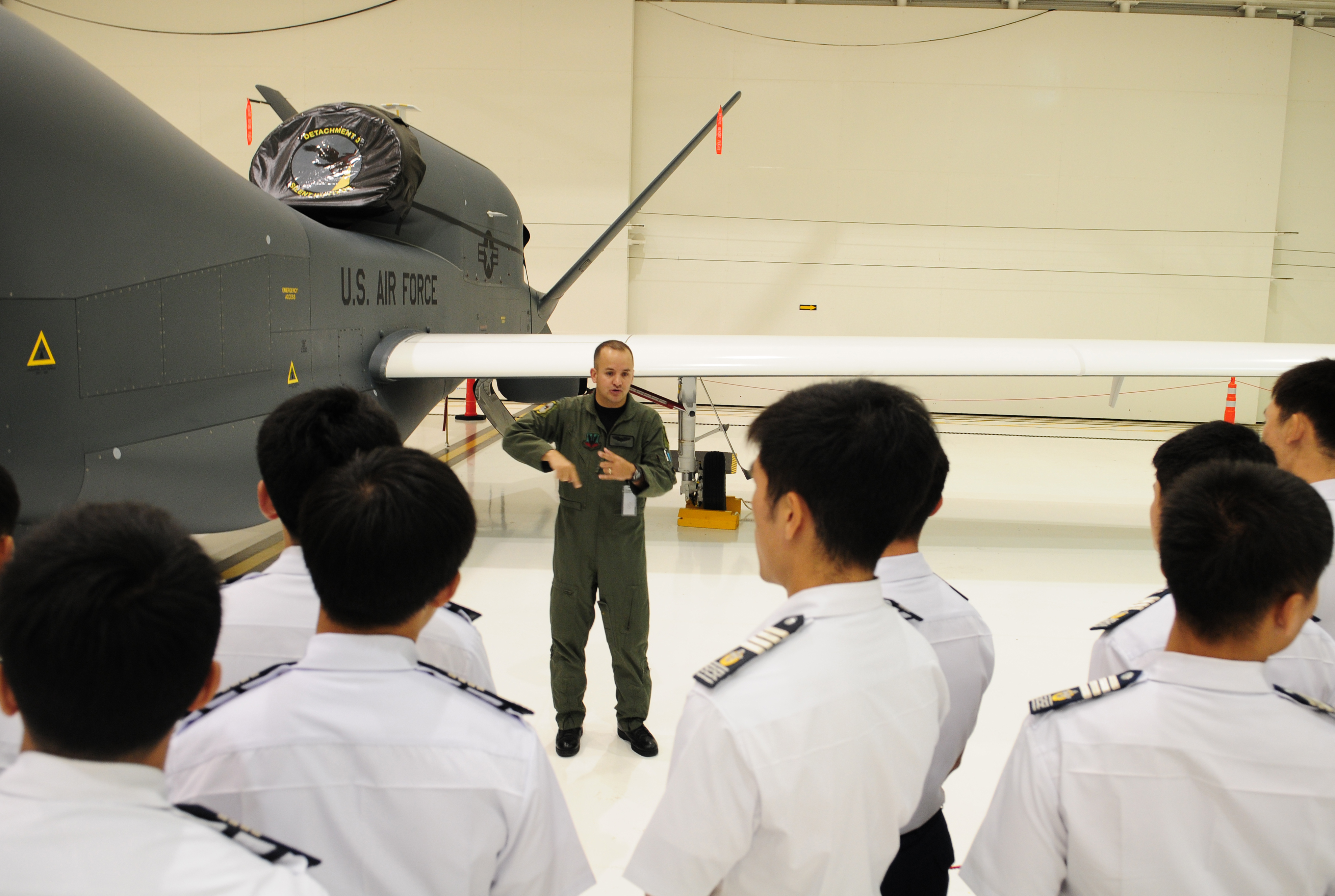 ROKAF cadets and officers visit Andersen, strength ties
