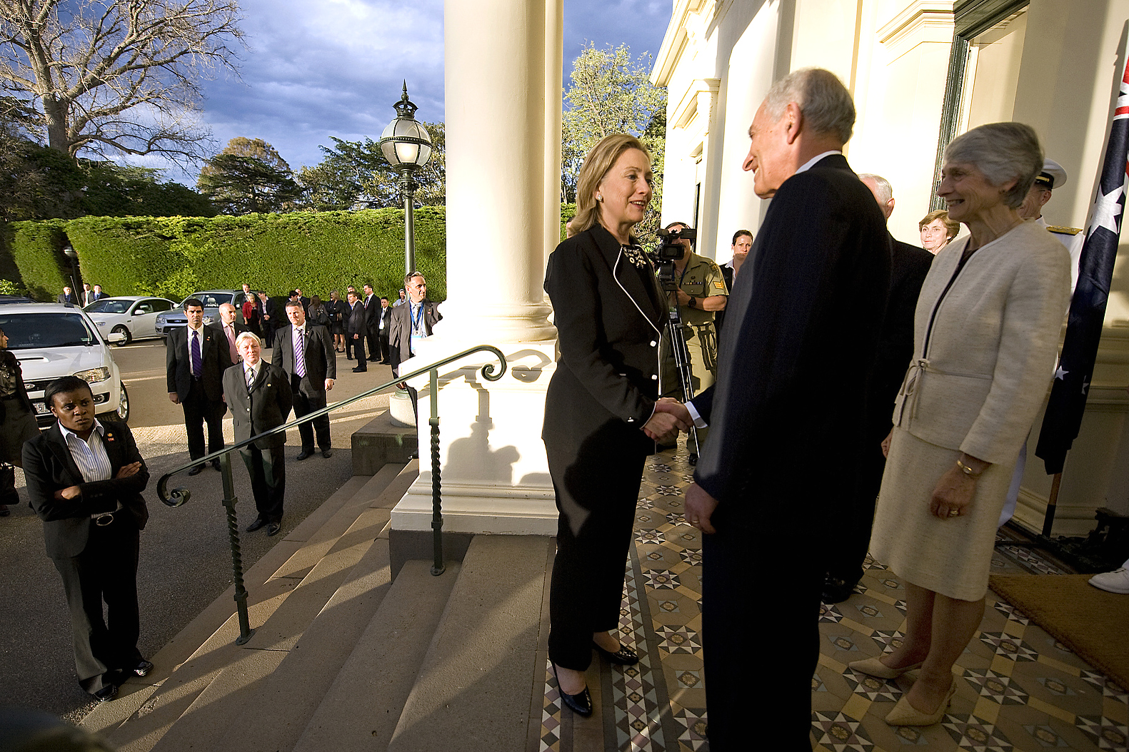 Governor of Victoria David de Kretser greets U.S. Secretary of State ...